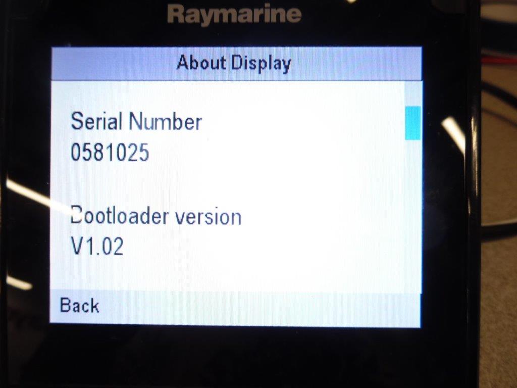 Raymarine i70s Instrument Display w/ Suncover + Assoceries – E70327 – w ...