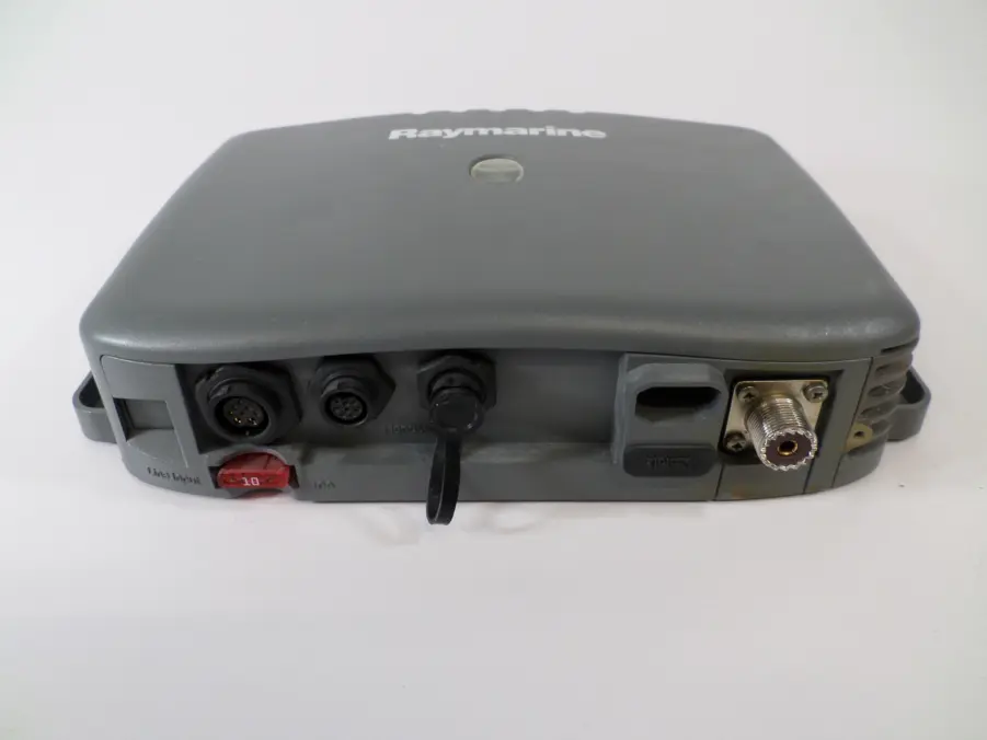 Raymarine Ray240 VHF Control Unit - US Version - No MMSI Set! - Max ...