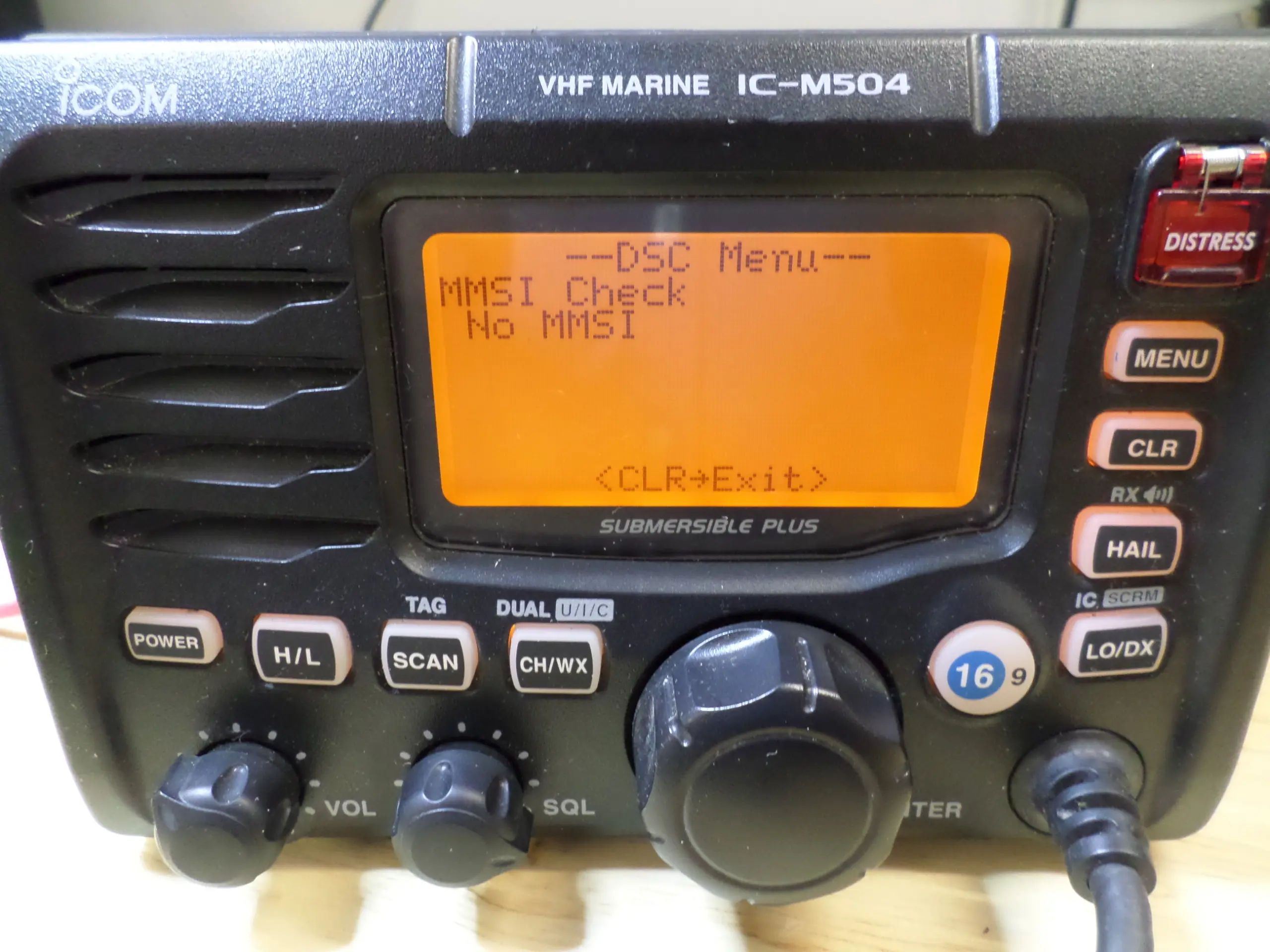Icom IC-M504 VHF w/ HM-126RB Mic - Excellent Condition - MMSI not Set ...