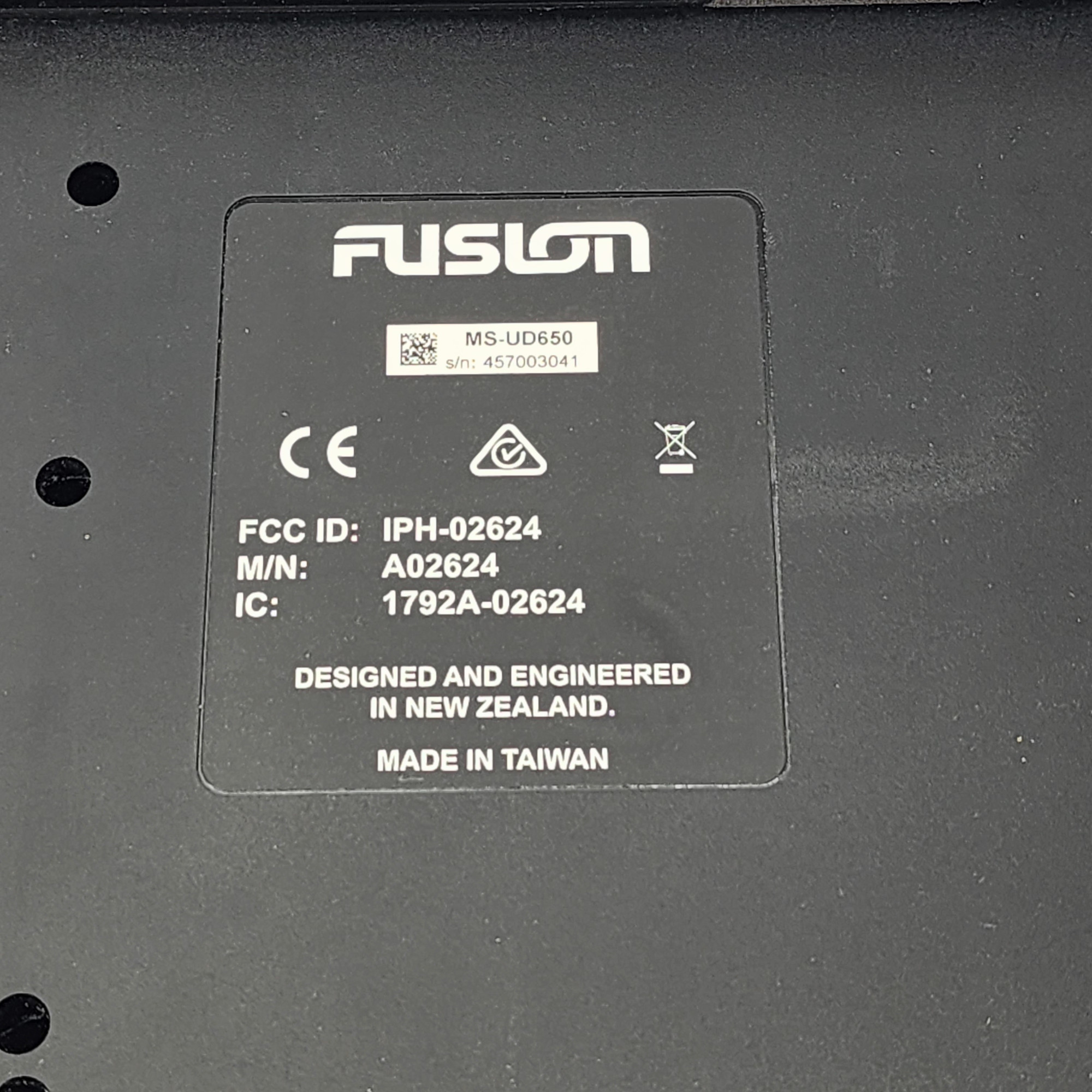 Fusion - MS-UD650 Marine Entertainment System with Uni-Dock - TESTED ...