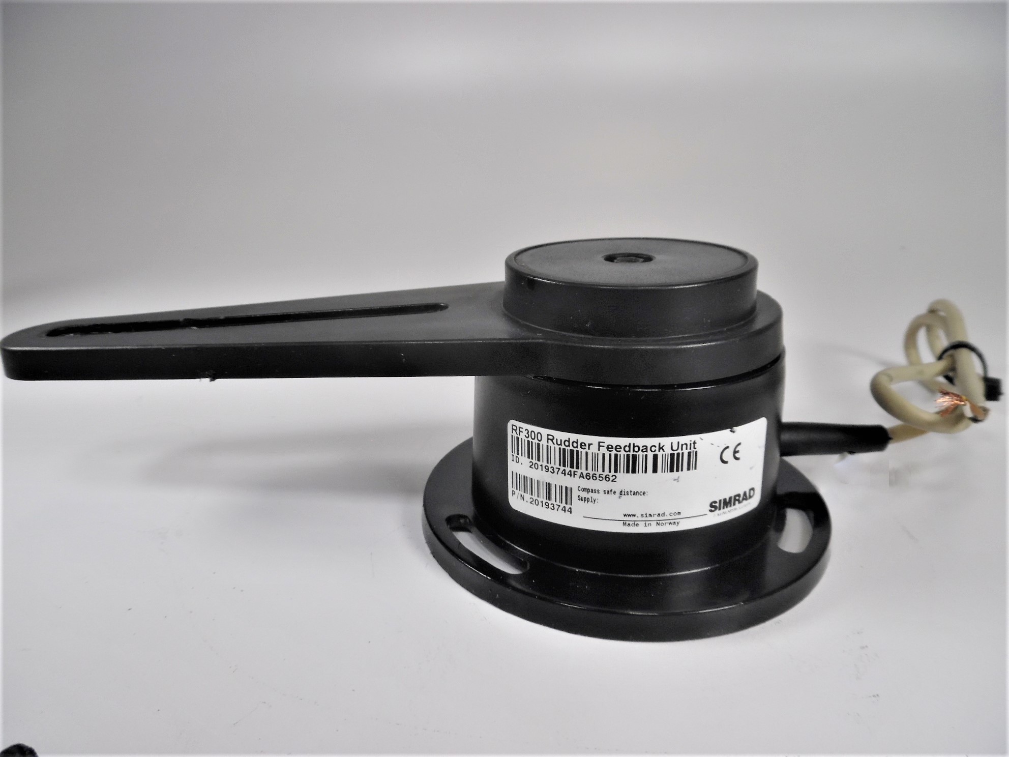 Simrad-RF300-Autopilot Rudder Feedback Sensor-20193744-22in Cable - Max ...
