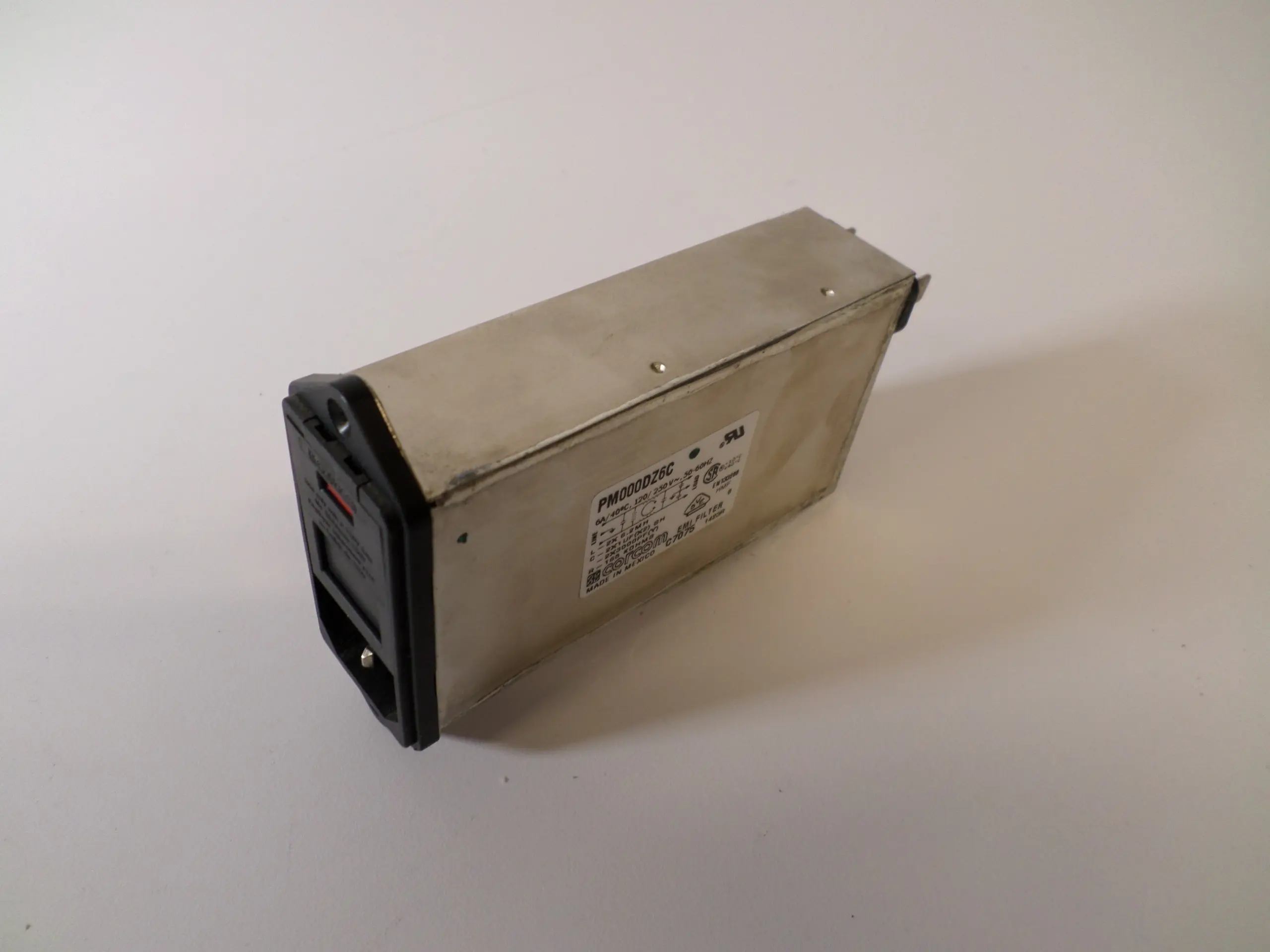 Corcom EMI filter PM000DZ6C - Working - Max Marine Electronics