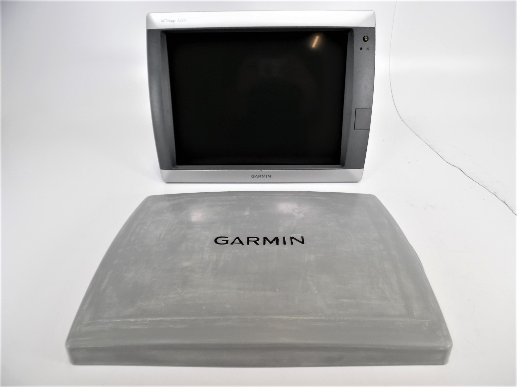 Garmin GPSmap 5215 Touchscreen MFD w/Sun Cover *Tested* - Max Marine ...