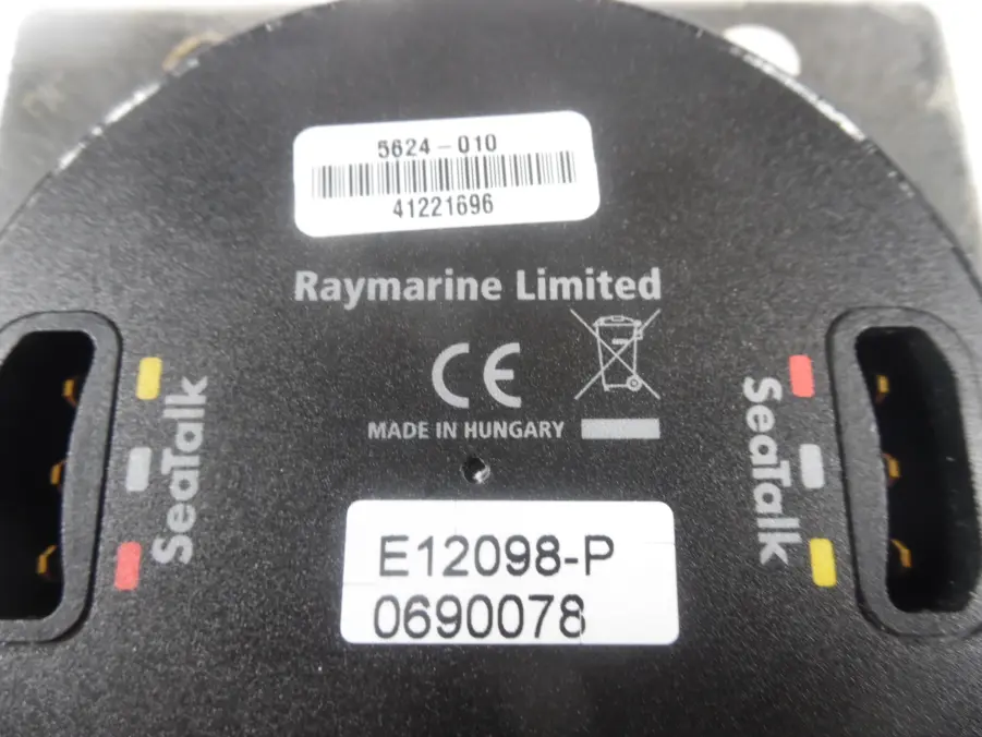 Raymarine/ST6002/Autopilot Control Head/E12098-P - Max Marine Electronics