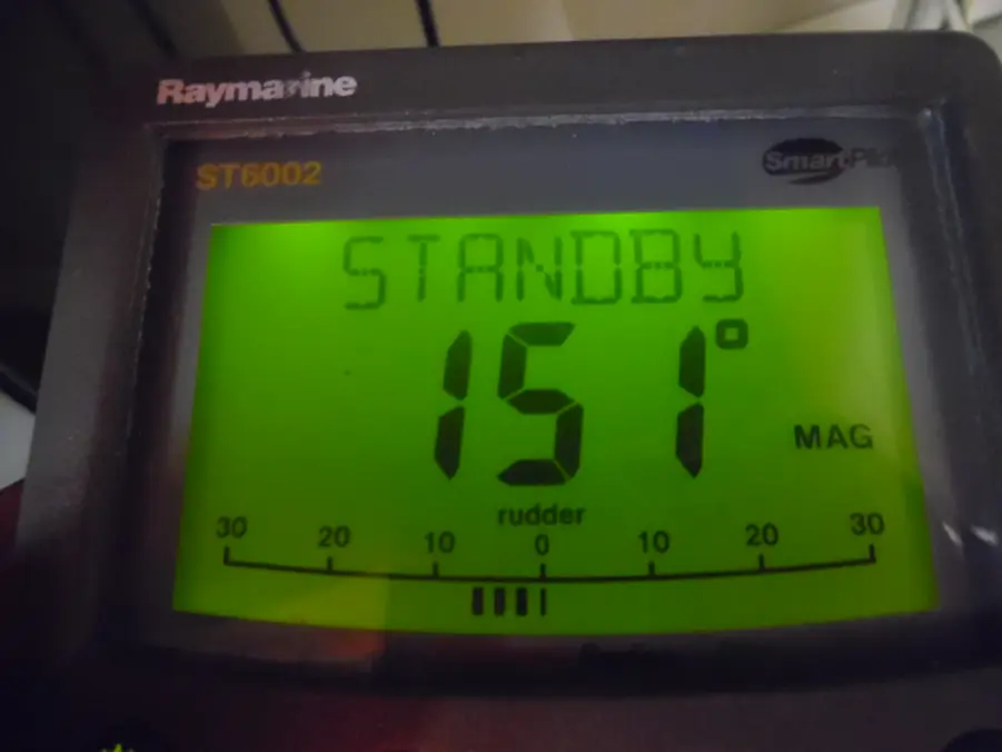 Raymarine/ST6002/Autopilot Control Head/E12098-P - Max Marine Electronics