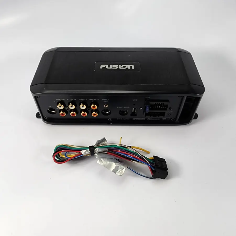Fusion MS-BB300 Black Box Marine Stereo AM/FM Radio Bluetooth/SIRIUS ...