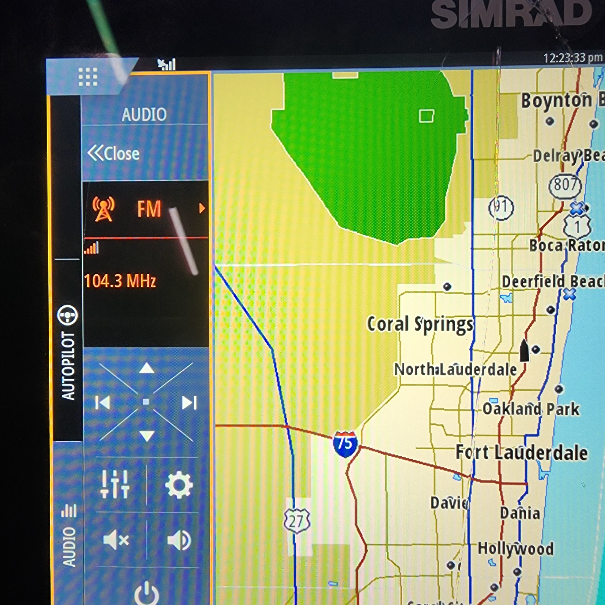 Simrad SonicHub2 Bluetooth Marine Entertainment System - Tested ...