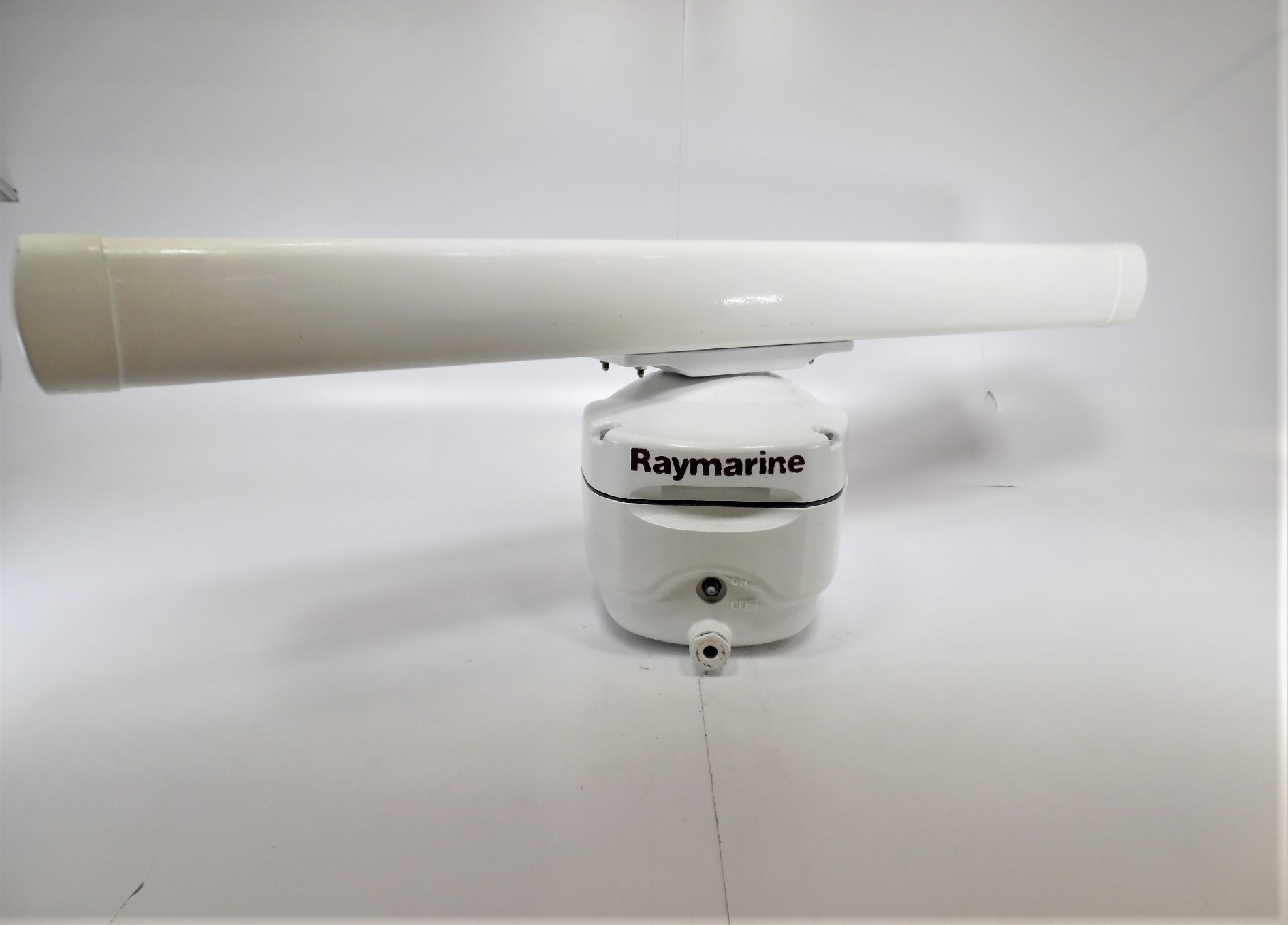 Raymarine 4kW Open Array Radar System for C&E Classic ~ M92654-S Tested ...