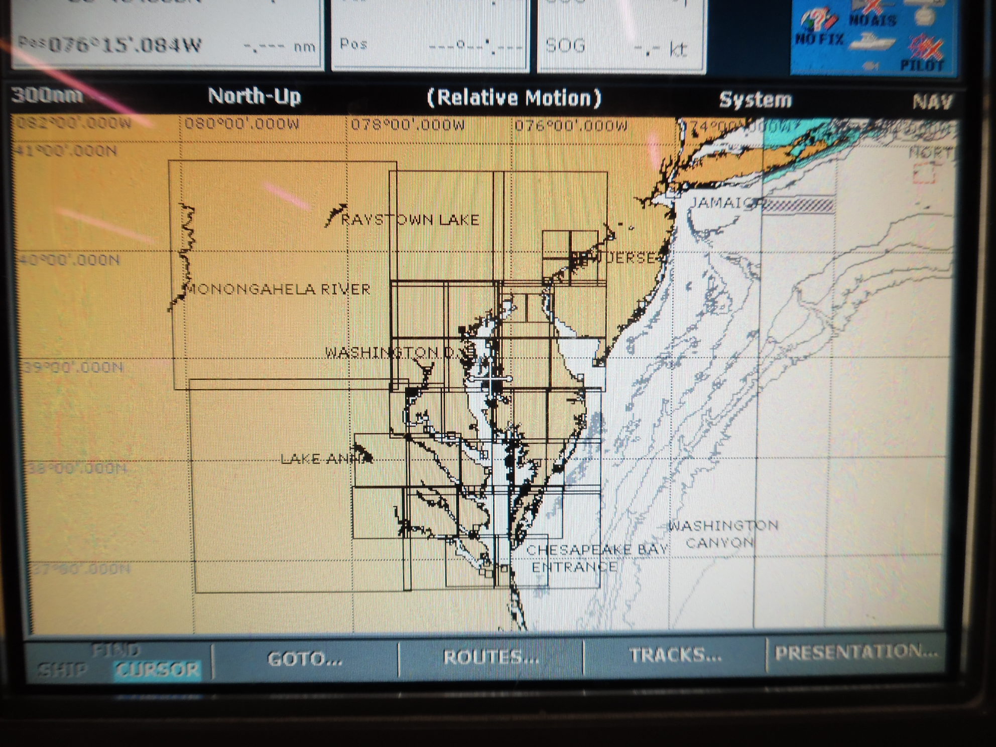 Navionics Platinum Plus Chart Cards Chesapeak Bay CF/634P+ 4GB - Max ...