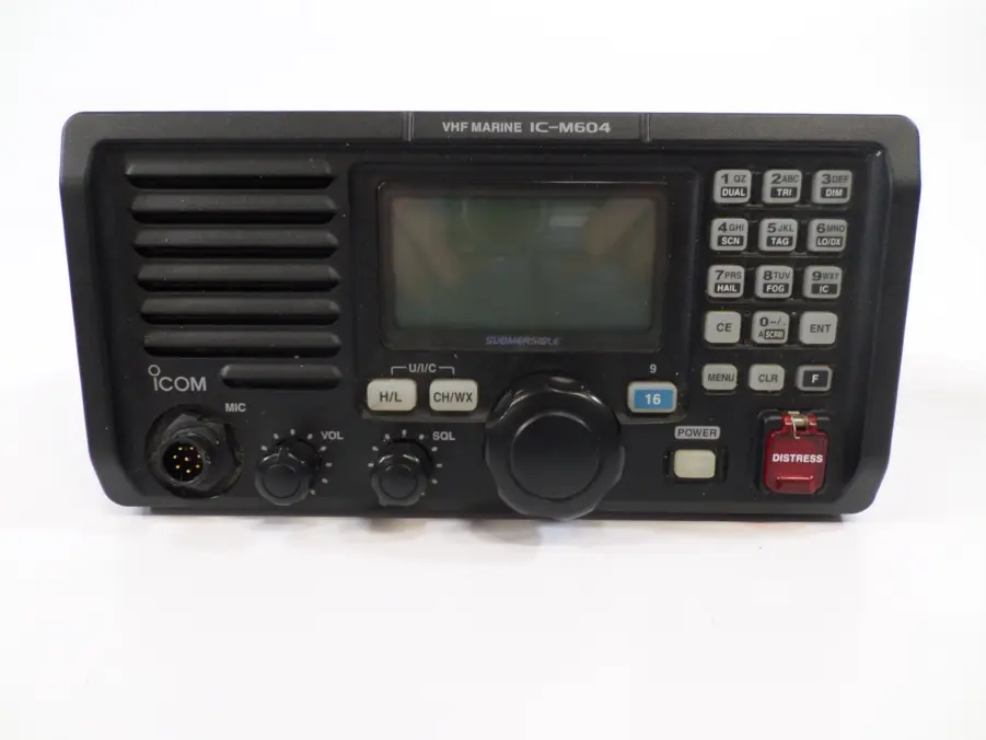 Icom IC-M604 VHF With HM-126 Mic - Max Marine Electronics