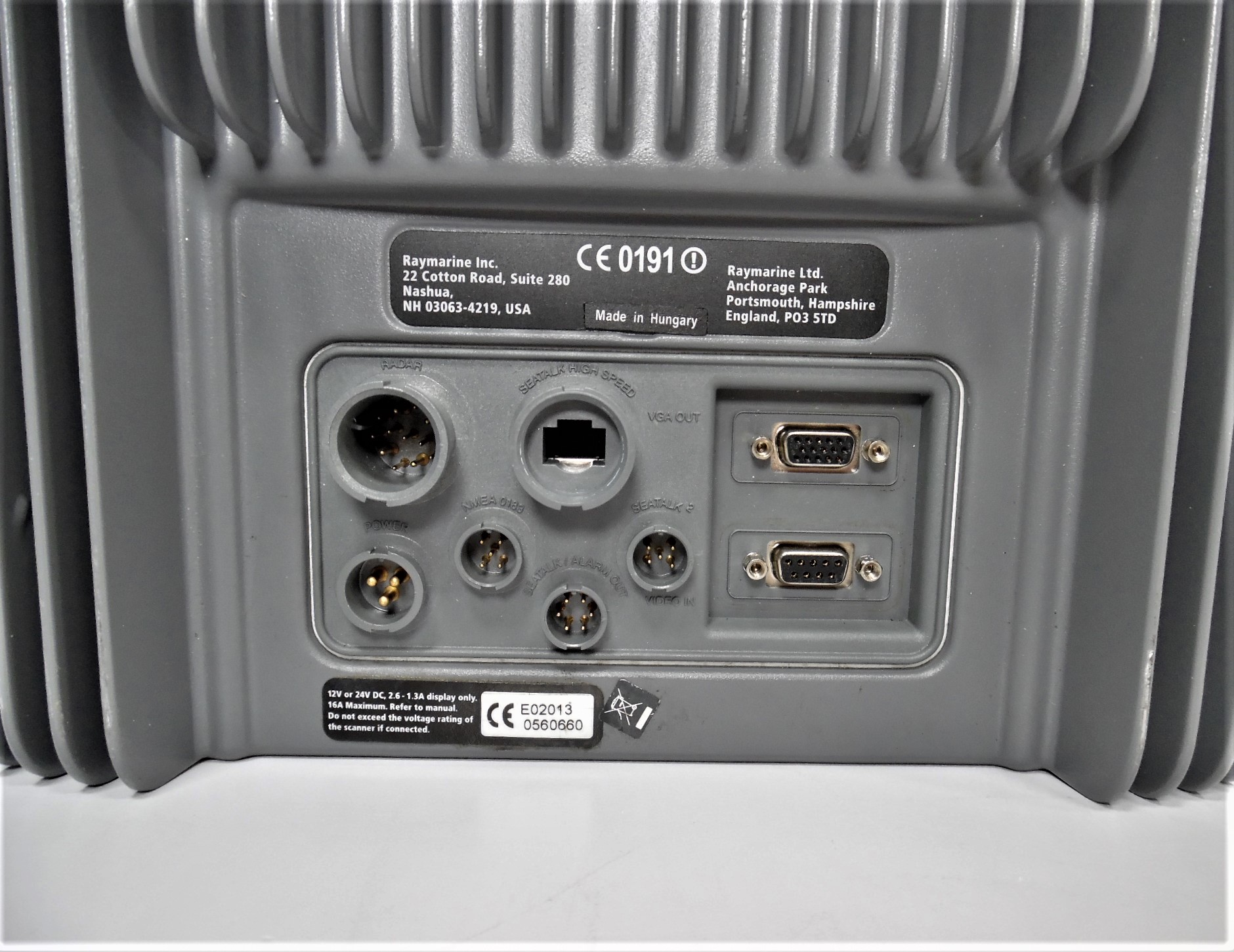 Raymarine E120 Classic Display -E02013- Core Only *NEW LCD* ~ SEASON ...