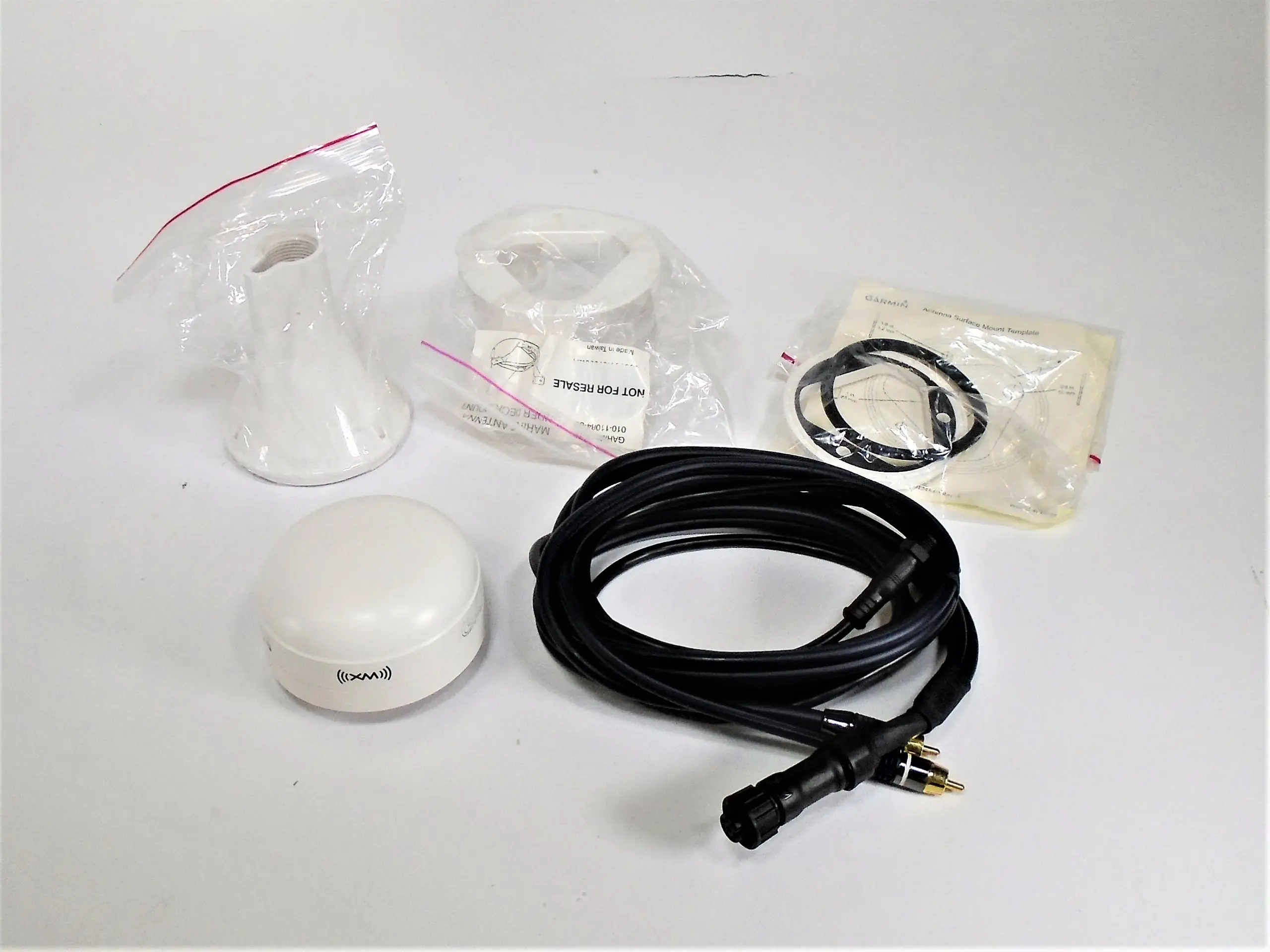 Garmin GXM51 Satellite Weather Antenna W/ 3 Mounts (010-00753-00) - Max ...