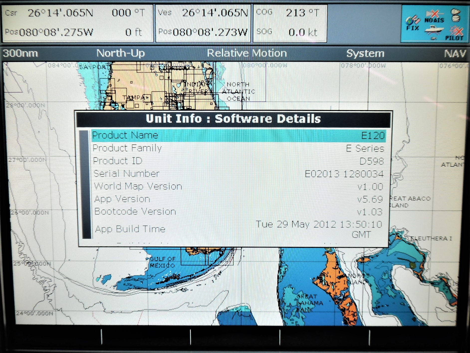 Raymarine E120 Classic Display w/ Bezel + Sun Cover - E02013 - GREAT ...