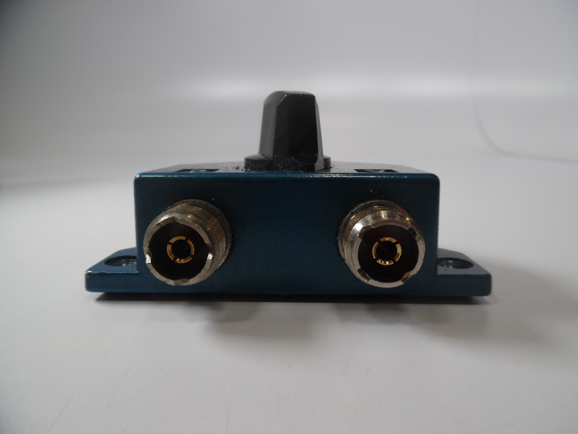 Jetstream 2-Position Coax Switch for VHF Radios Antennas - 50 Ohm - SO ...