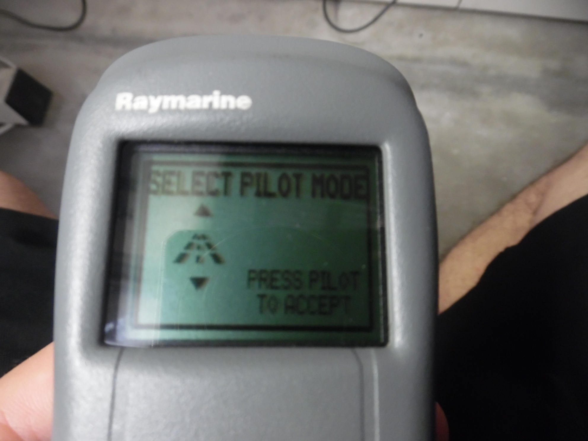 Raymarine SmartController Autopilot Wireless Remote E15023-W/RF Base - Max Marine Electronics