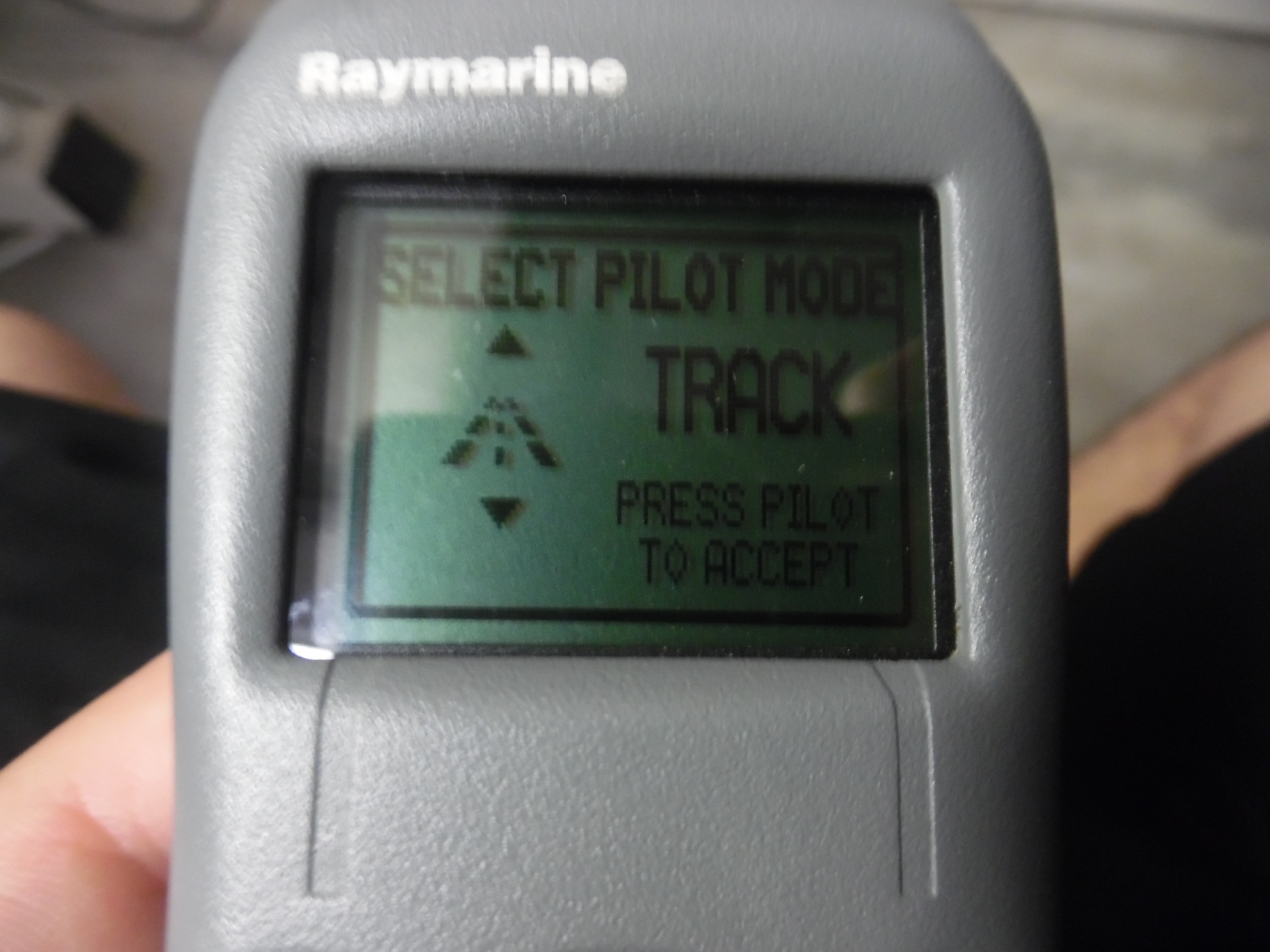 Raymarine SmartController Autopilot Wireless Remote E15023-W/RF Base ...