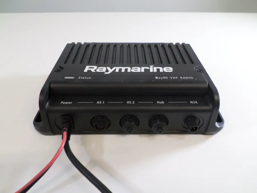 Raymarine Ray90 Marine VHF R70624 with Handset and Accessories - Max ...