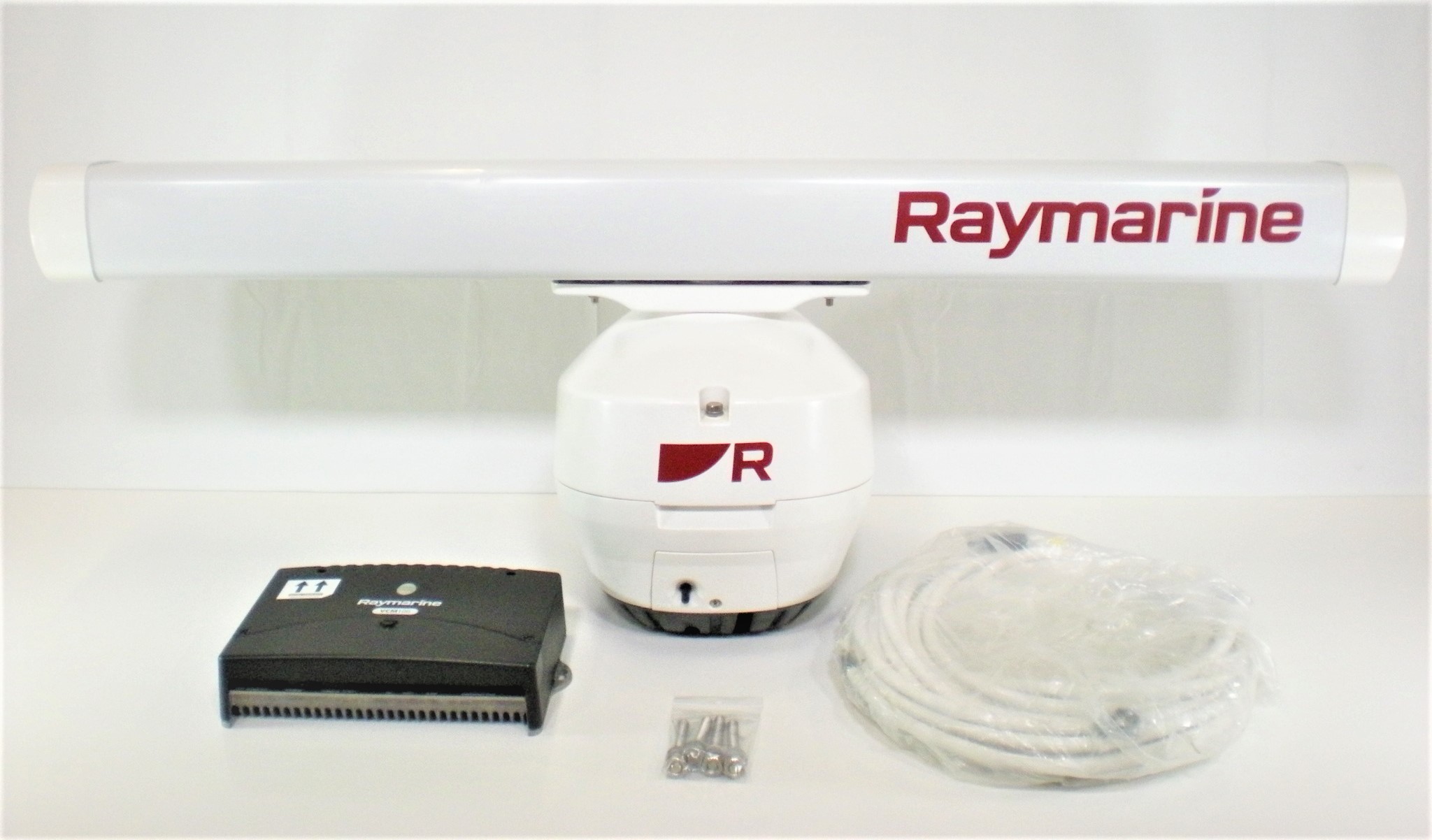 Raymarine 4KW Magnum Open Array Radar With VCM100 & New 15m Cable ...