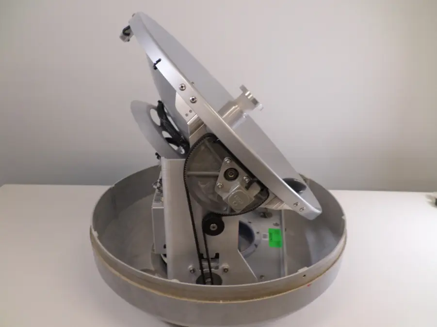 KVH TracVision TV5 45cm Marine Satellite Tracking System with US ...