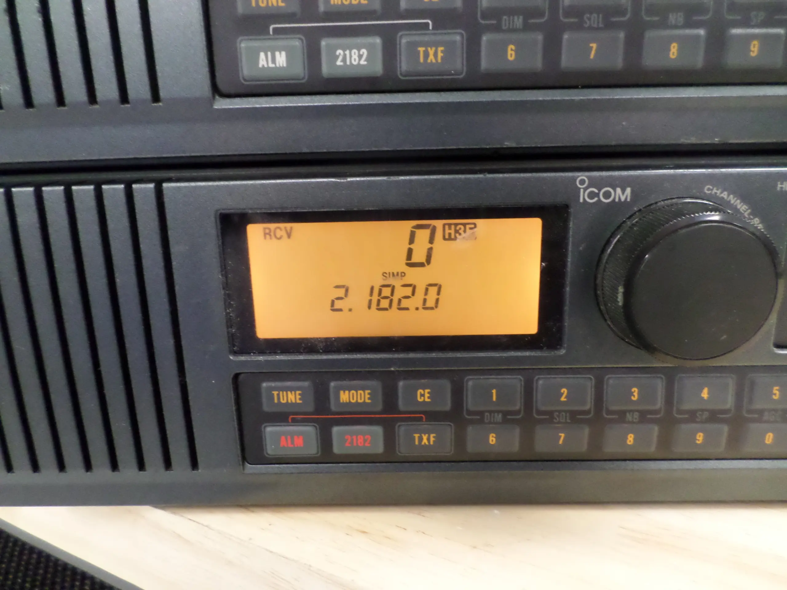 ICOM IC-M600 Single Side Band Radios w/ AT-120 Tuners - Parts Lot - Max ...