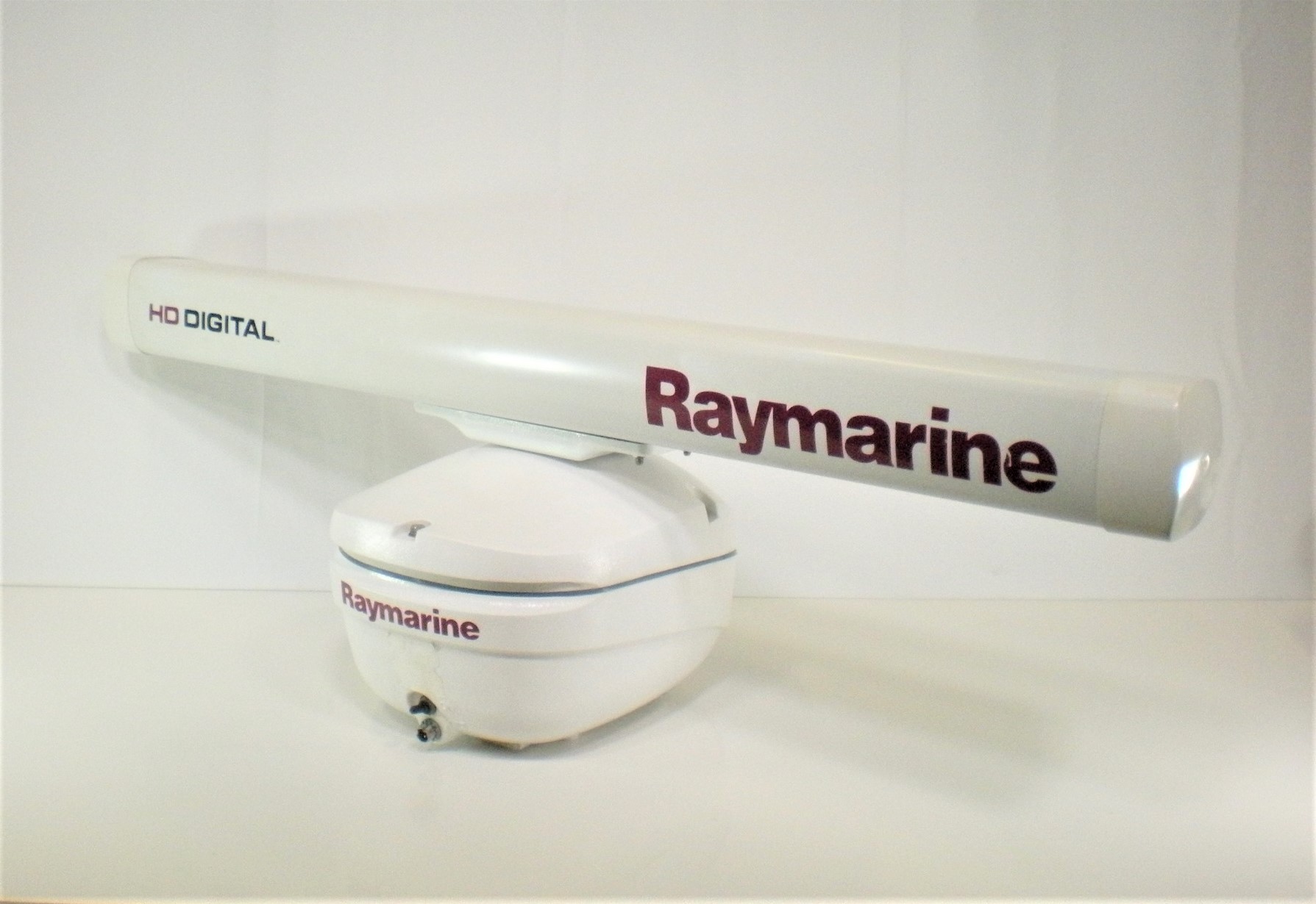 Raymarine 4kw 48″ HD Color Digital Open Array Radar System - 90 Day ...