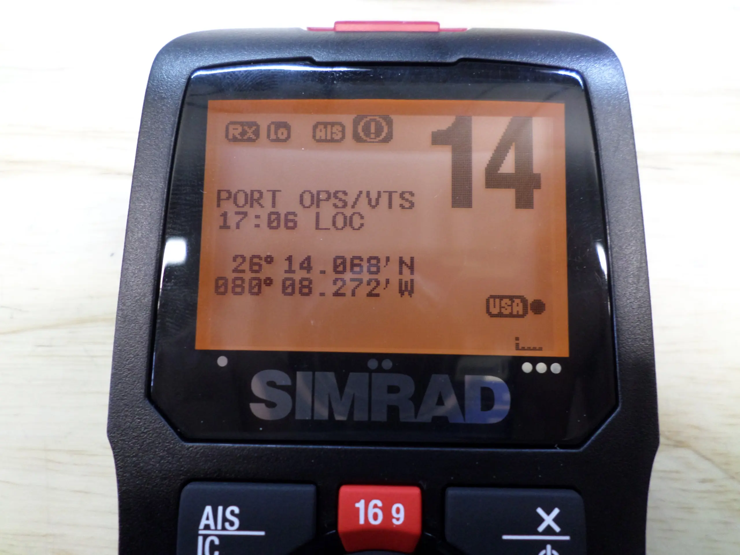Simrad RS90 Black Box Marine VHF with AIS Receiver - Max Marine Electronics