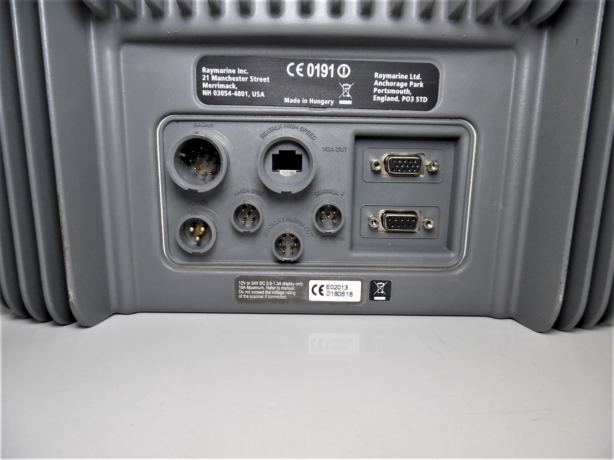 Raymarine E120 Classic Display -E02013- Core Only NEW LCD & BL Circuit ...