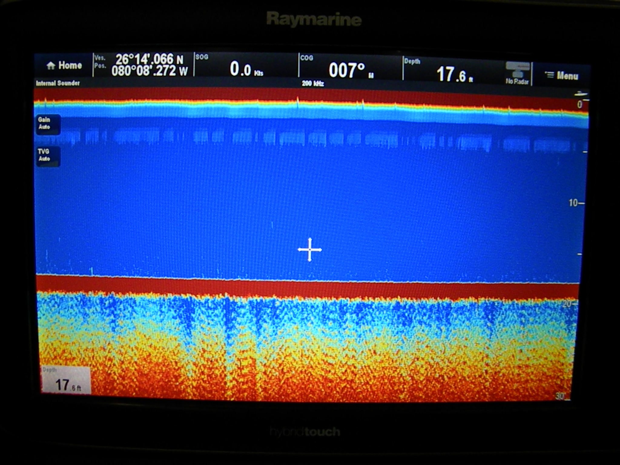 Raymarine e127 HybridTouch 12.1" Multifunction Display w/ Sun Cover ...