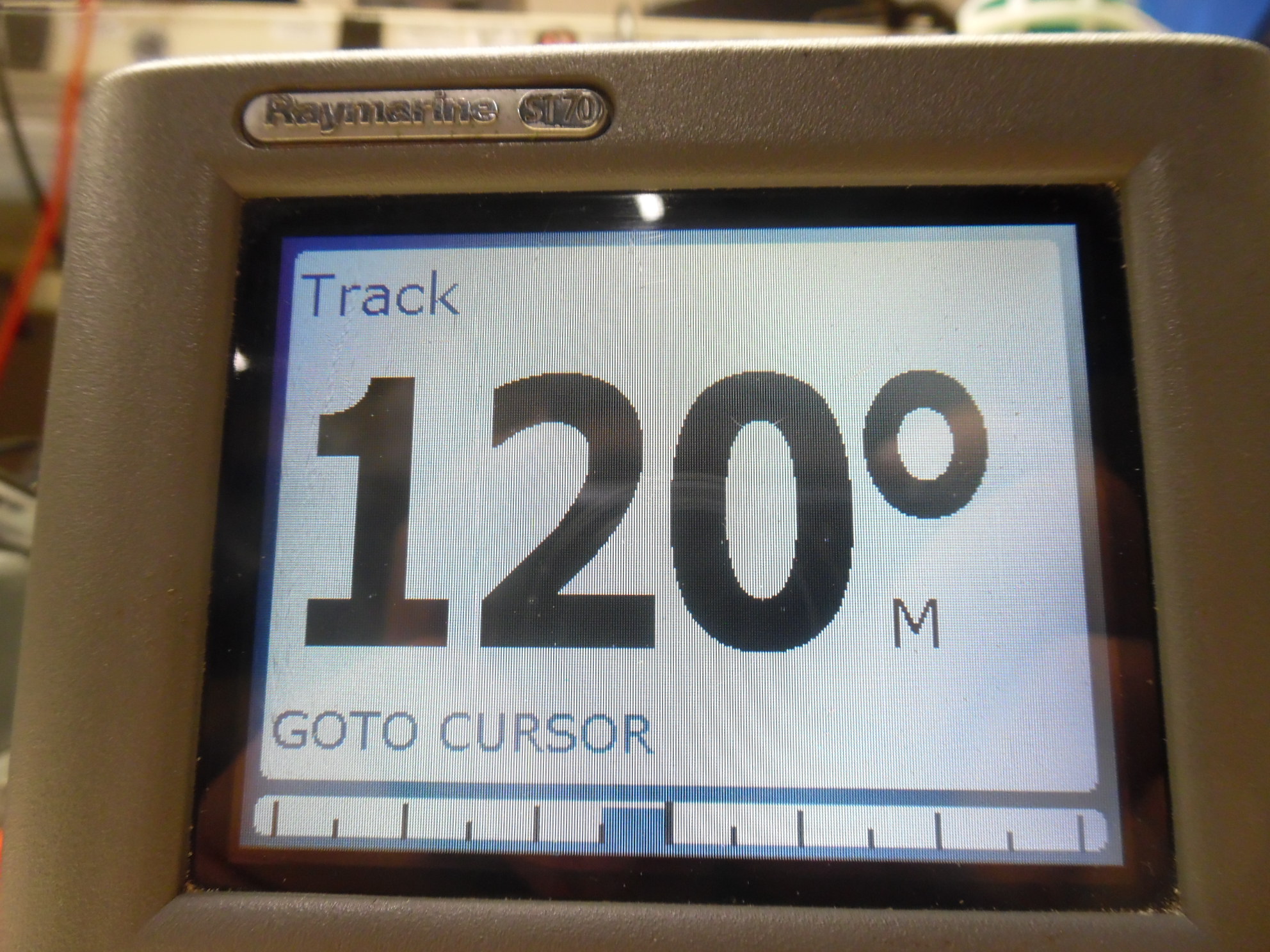 Raymarine ST70-E12196-Marine Autopilot Control Head - Max Marine ...