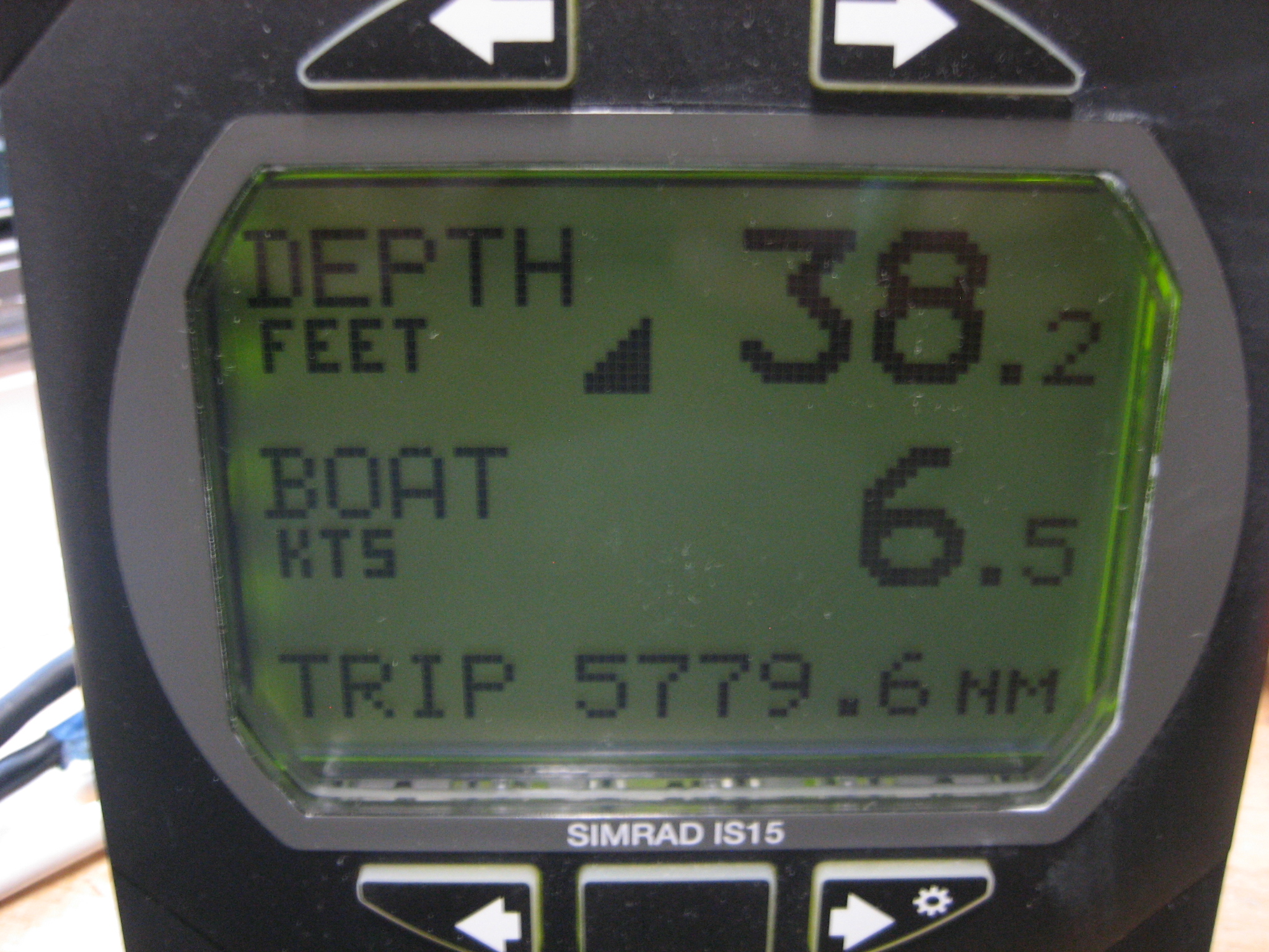 Simrad IS15 Combi Instrument Display-22092167 - Max Marine Electronics