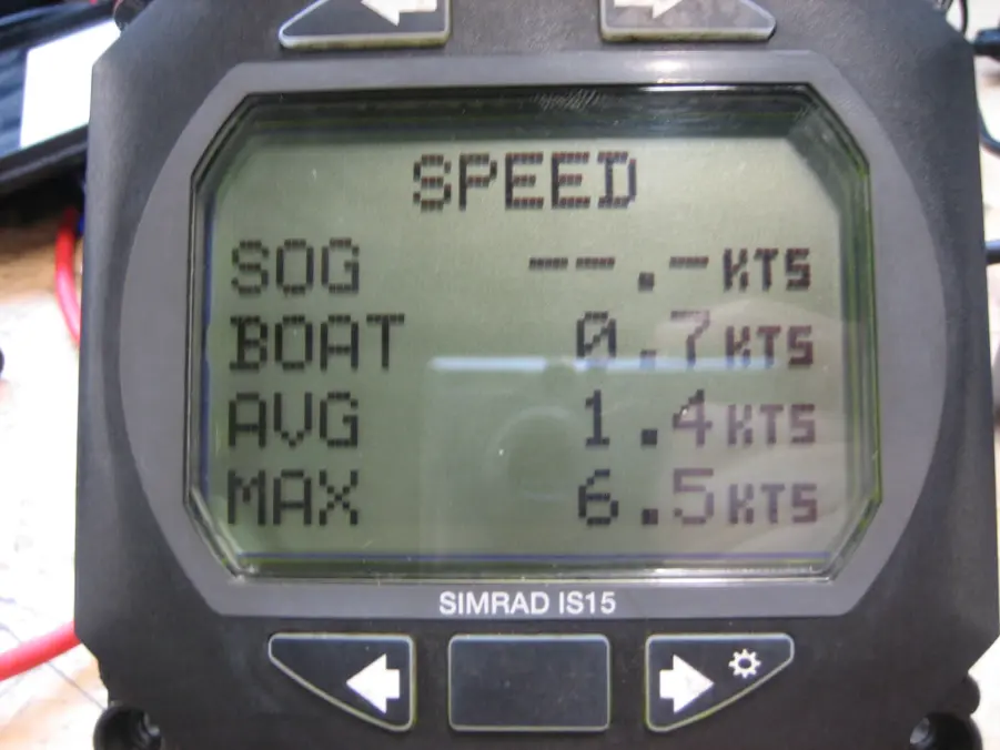 Simrad IS15 Combi Instrument Display-22092167 - Max Marine Electronics