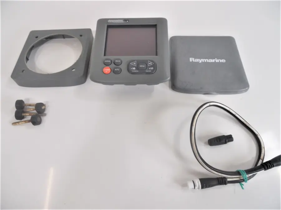 Raymarine/ST70 E12196 Marine Autopilot Control Head - Max Marine ...