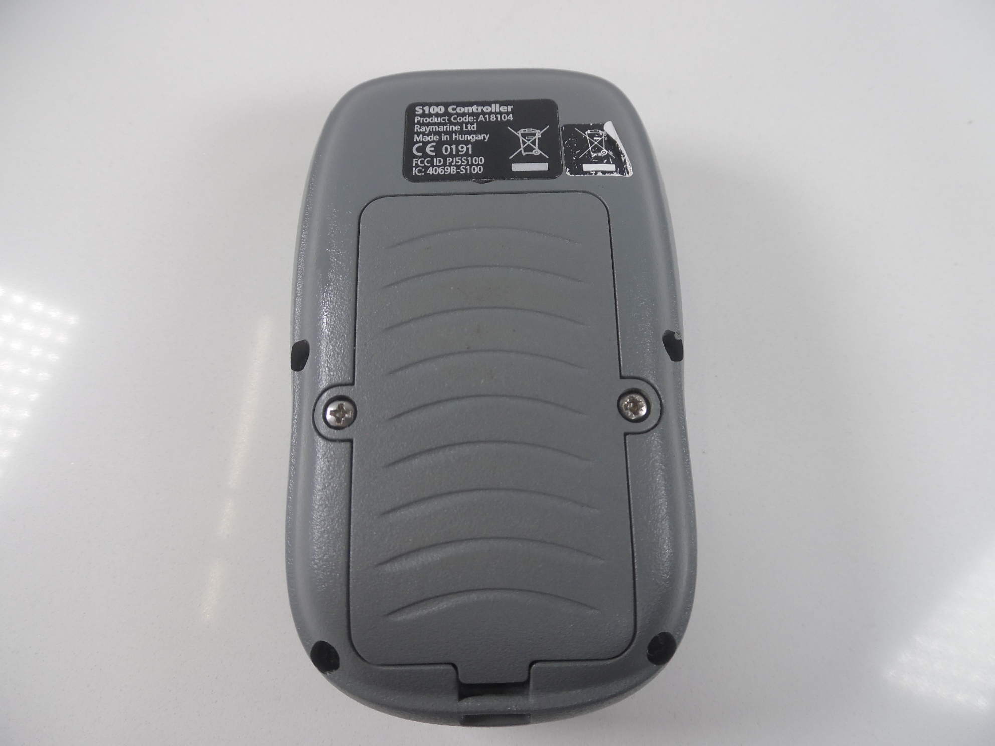 Raymarine S100 Autopilot Controller Wireless Remote A18104 - Max Marine ...