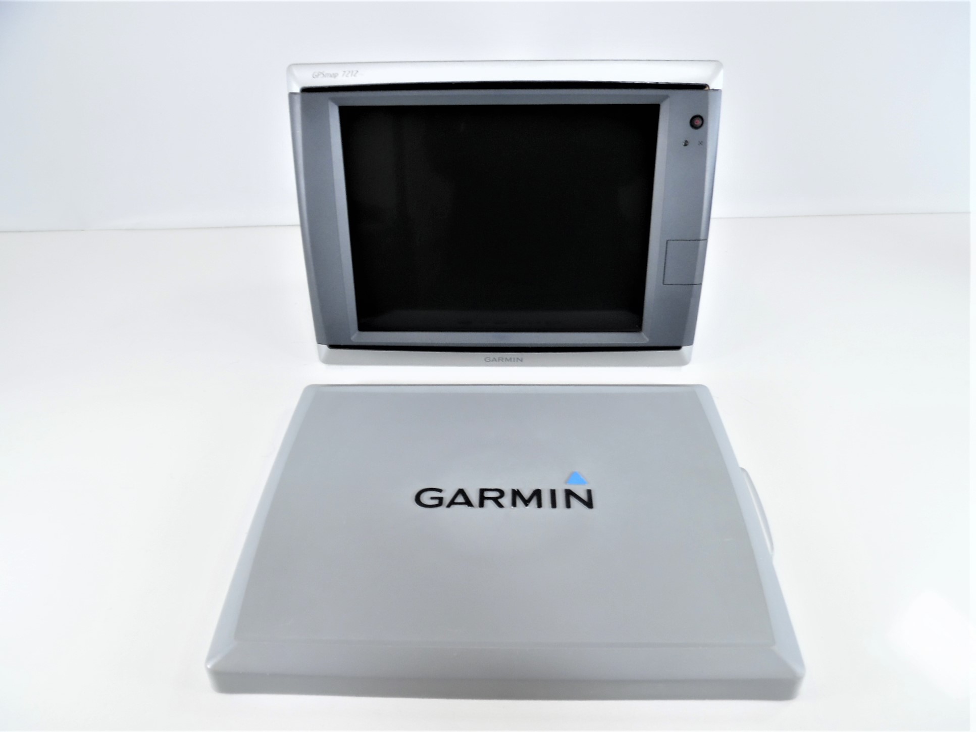 Garmin GPSmap 7212 MFD w/Sun Cover **Bench-Tested** - Max Marine ...