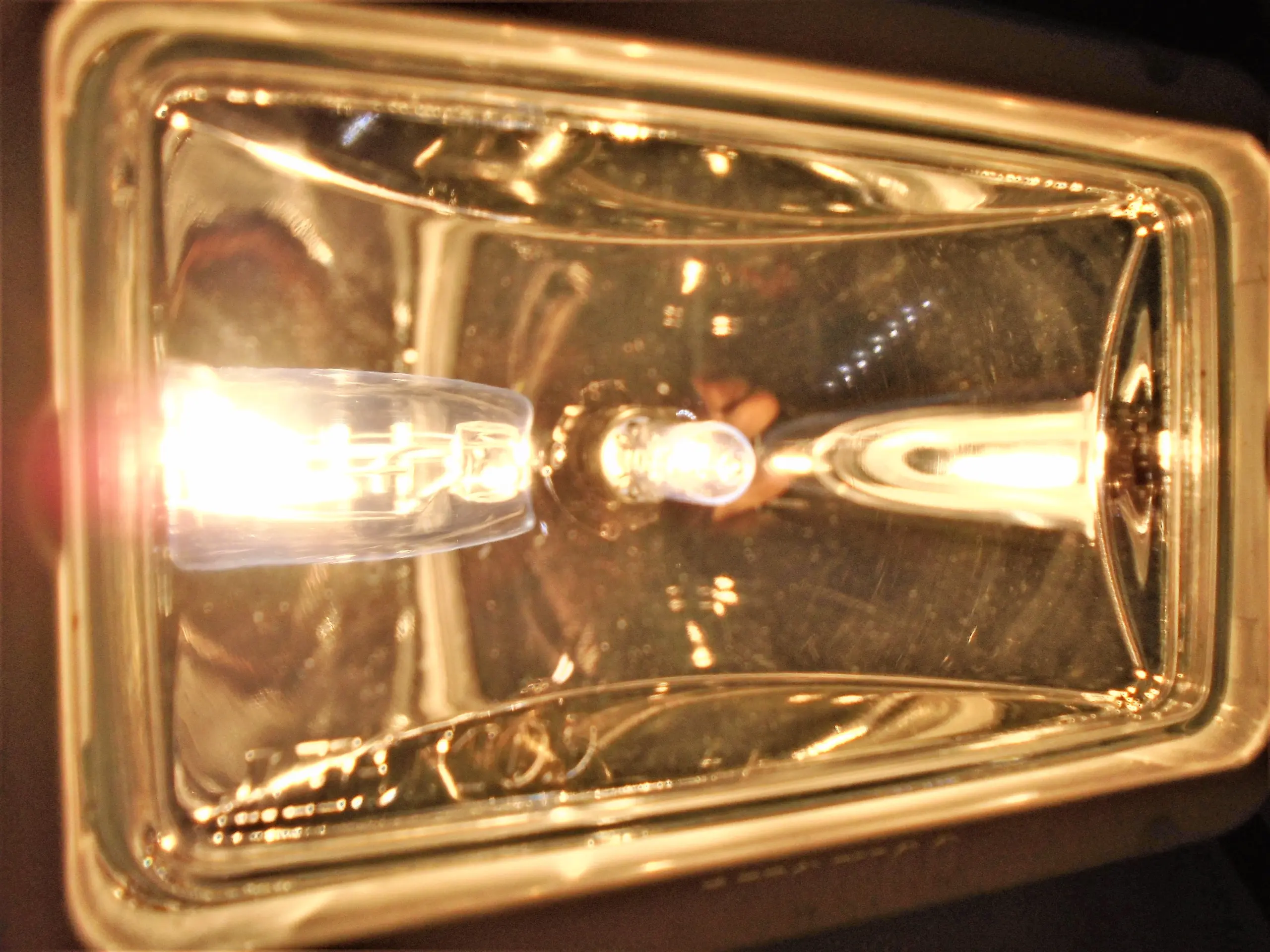 Golight GT (2020GT) Permanent Mount White Halogen (Tested Good) - Max ...