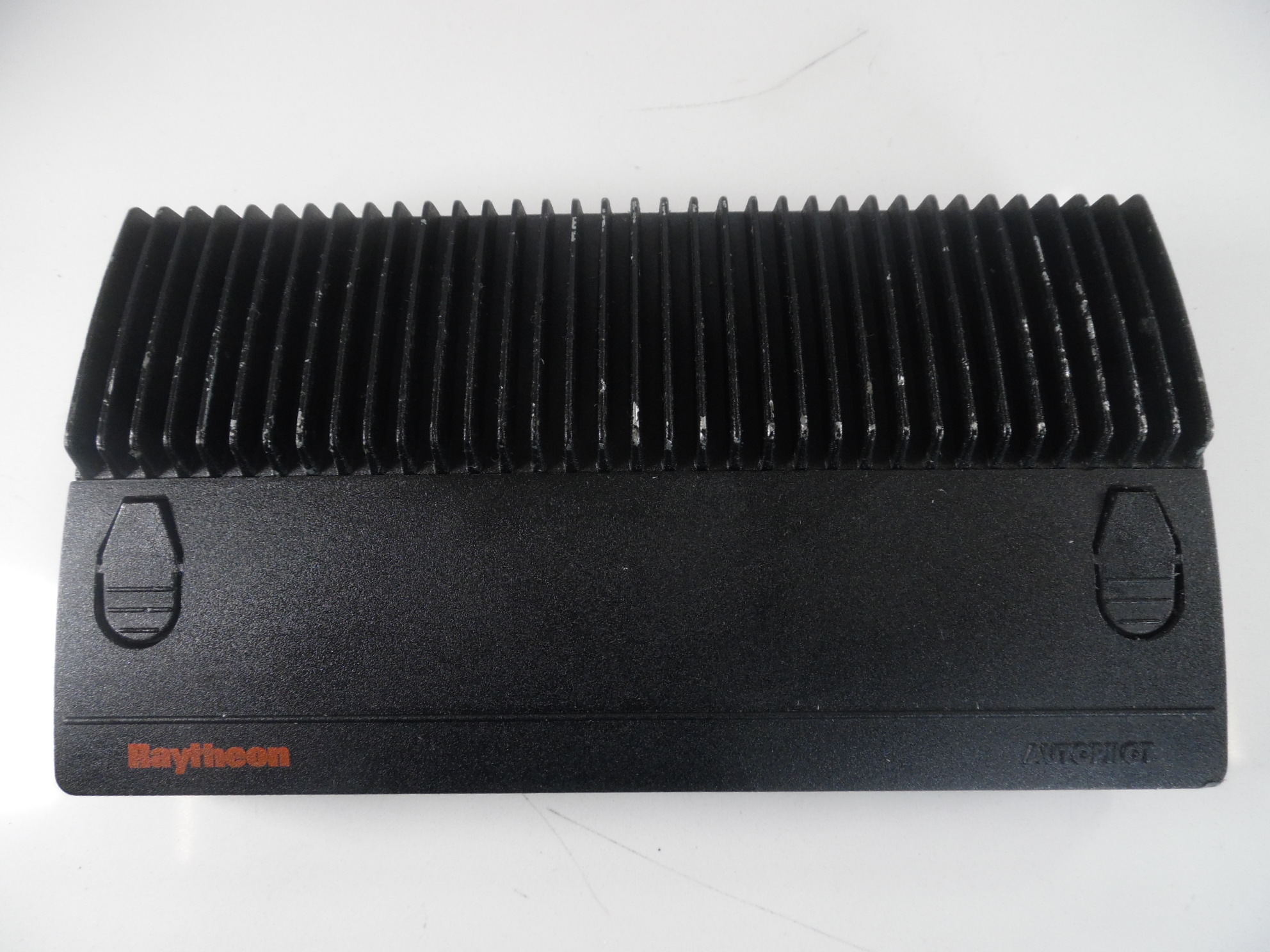 Raymarine/Raytheon/TYPE 100 AUTOPILOT COURSE COMPUTER M81110 12V - Max ...