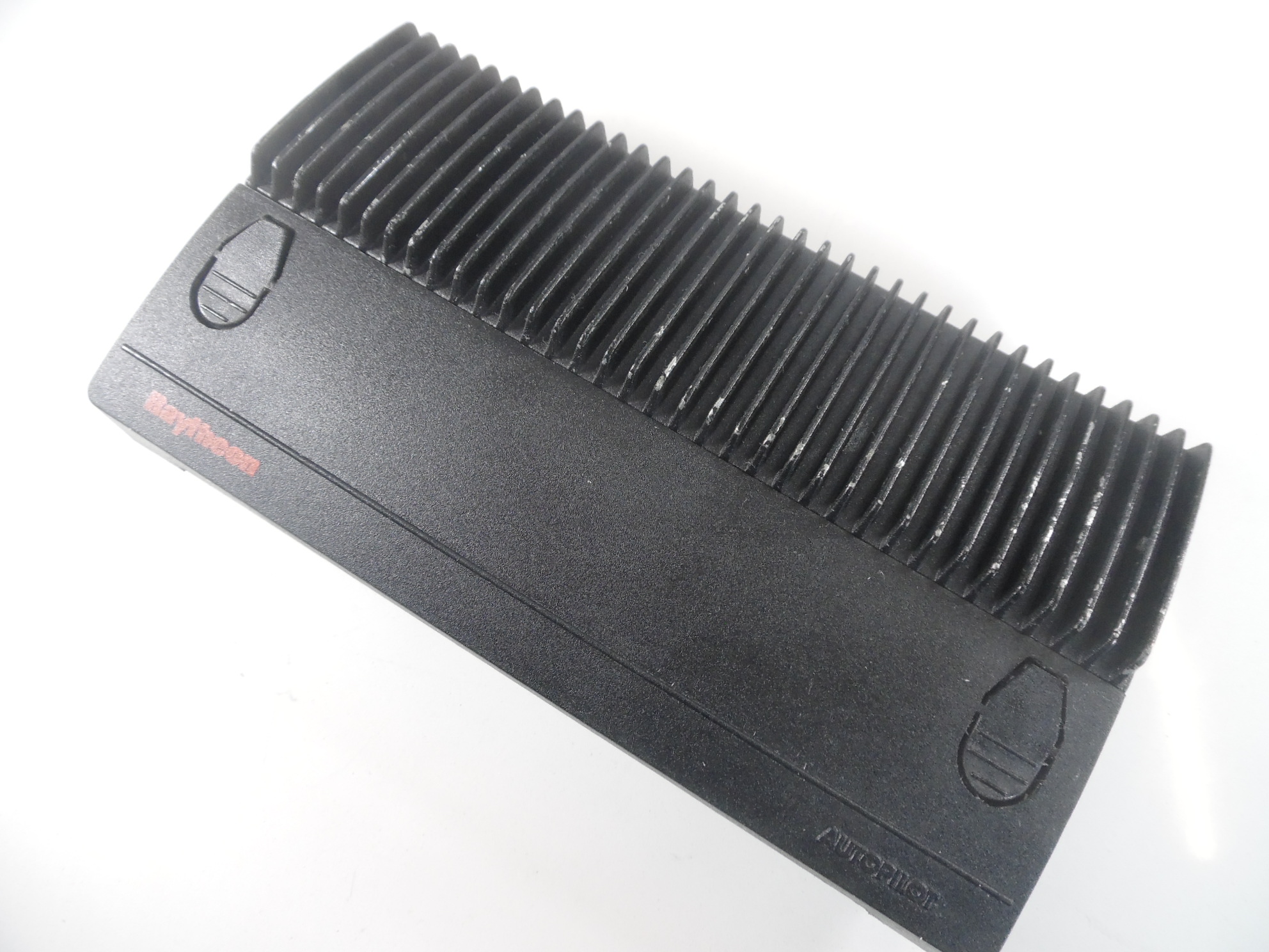 Raymarine/Raytheon/TYPE 100 AUTOPILOT COURSE COMPUTER M81110 12V - Max ...