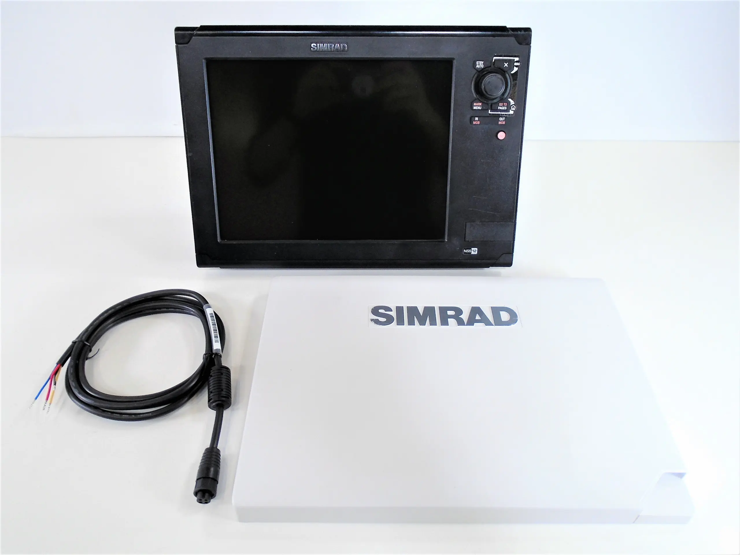 Simrad NSS12 Display AMER W/Power Cable – Great Condition (90 Day Warr ...