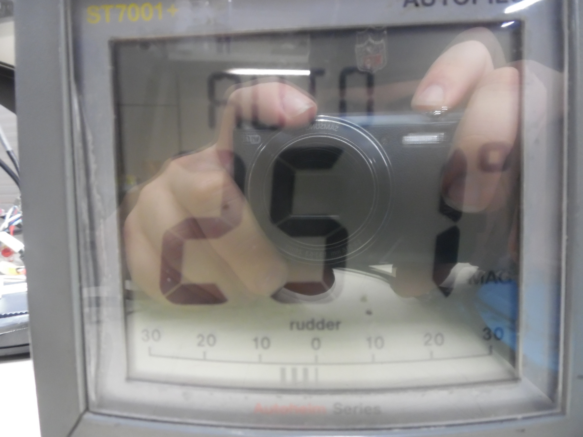 Raymarine Raytheon TYPE 100 AUTOPILOT COURSE COMPUTER M81110 12V - Max ...