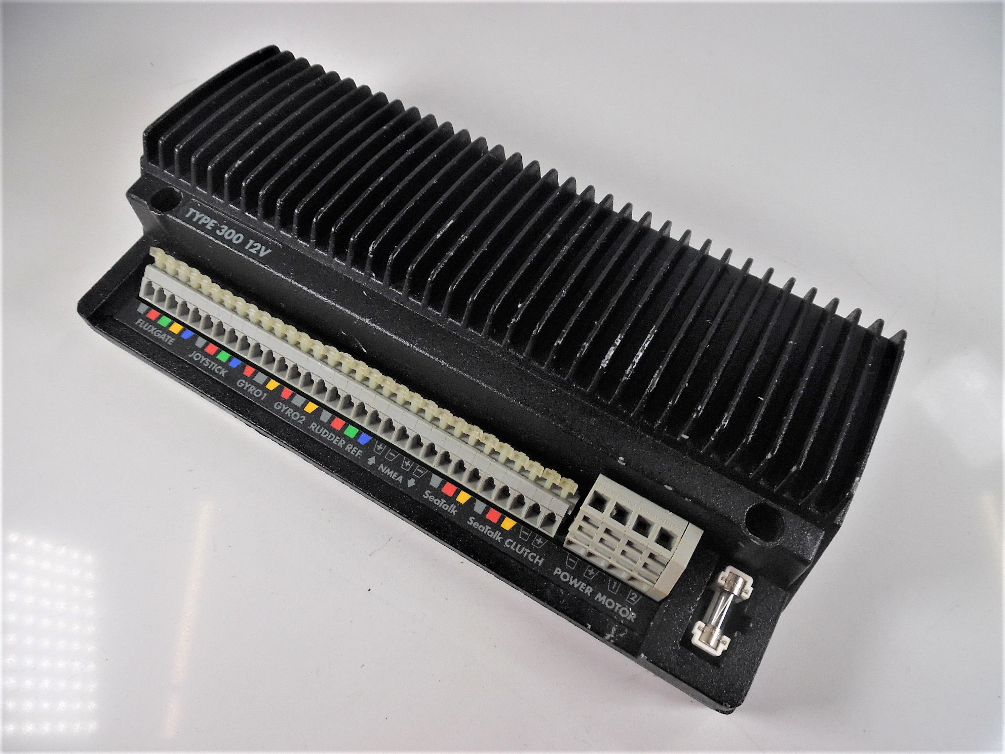 Raymarine Raytheon TYPE 300 M81111 AUTOPILOT COURSE COMPUTER 12V - Max ...