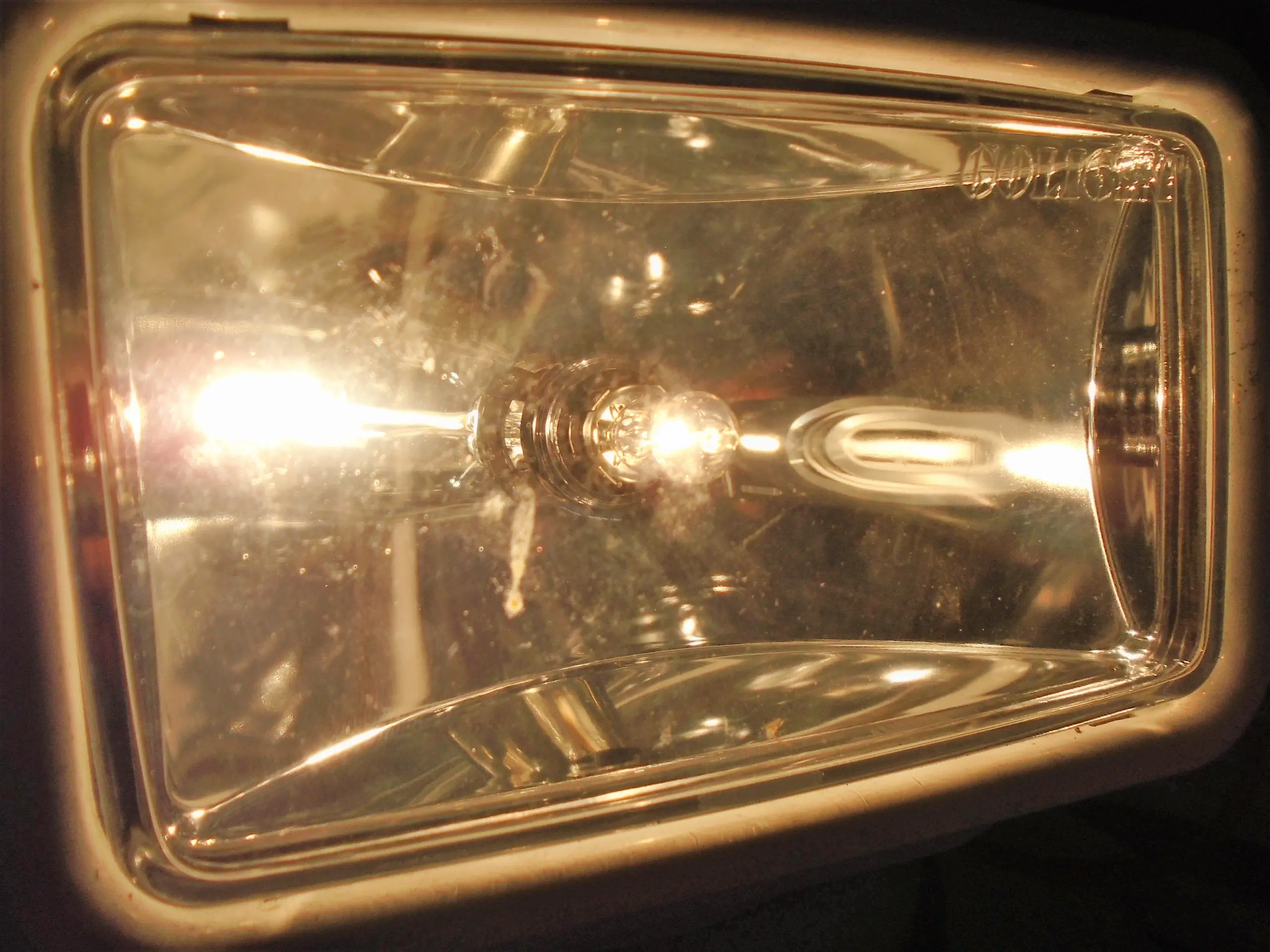 Golight Stryker 3000st Remote Control Spotlight Permanent Mount (90 Day ...