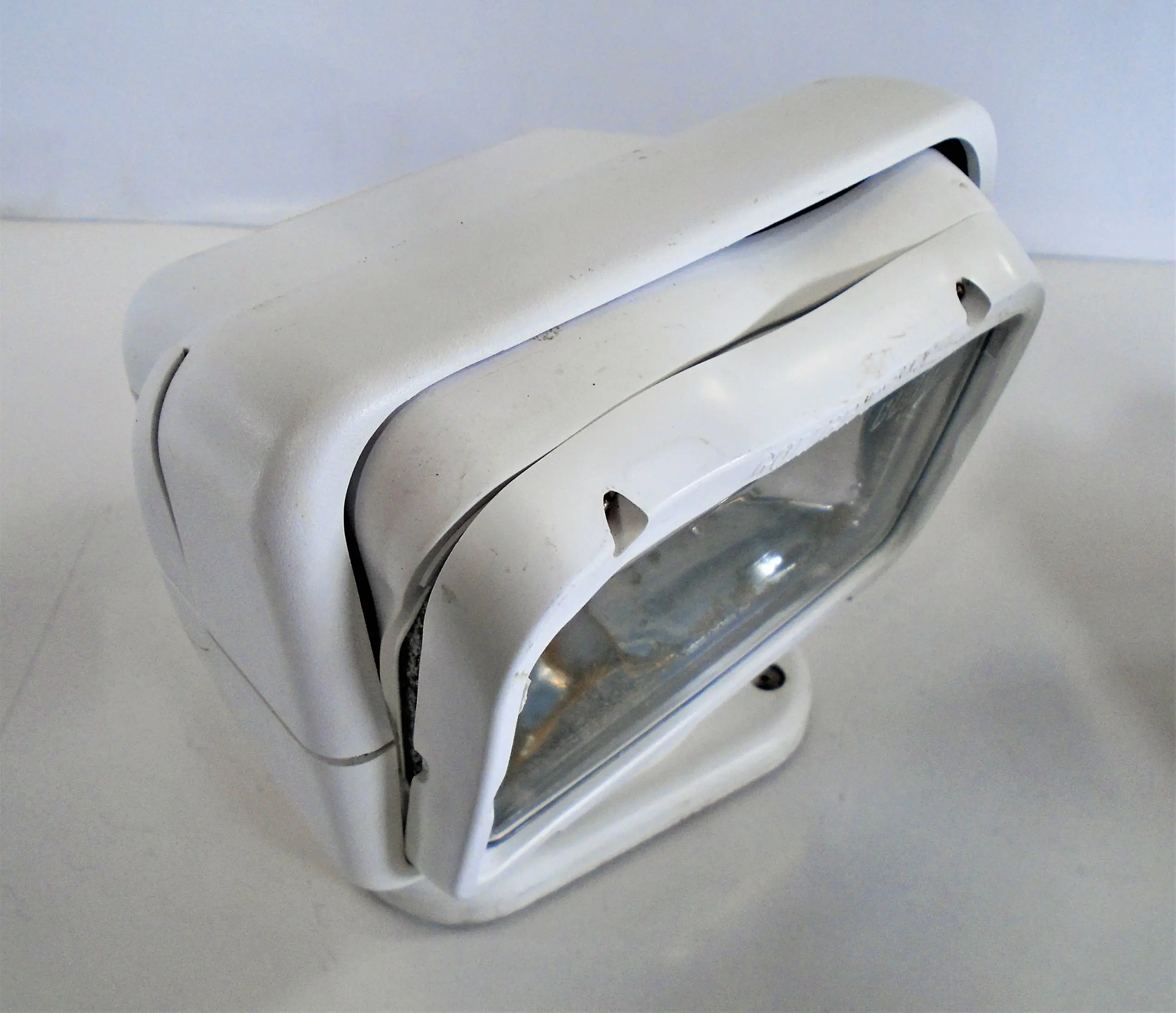 Golight GT (2020GT) Permanent Mount White Halogen (Parts And Repair ...