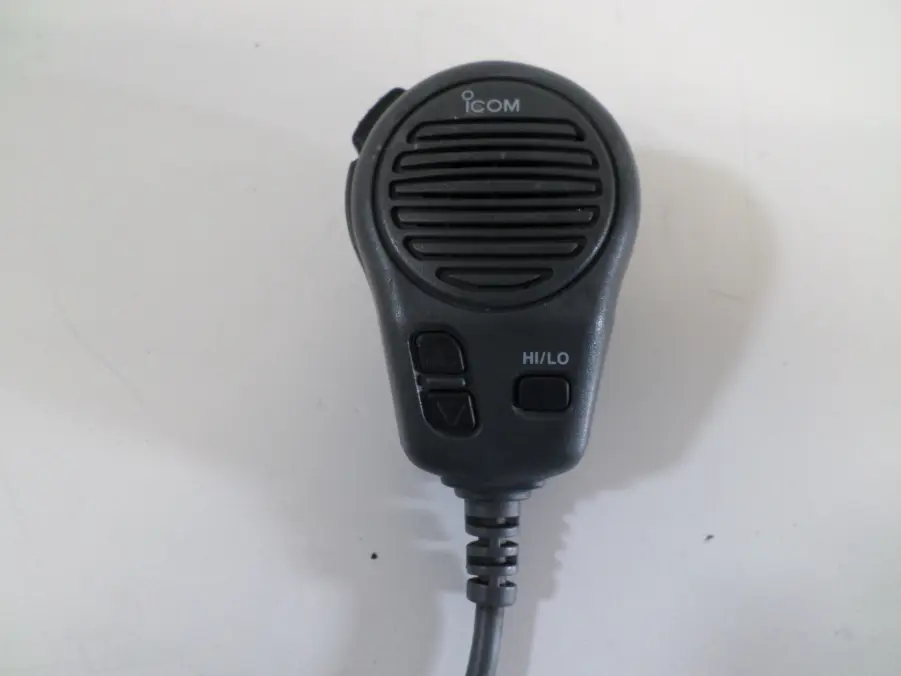 ICOM IC-M504 Marine VHF Radio with Mic - Good Condition - Max Marine ...