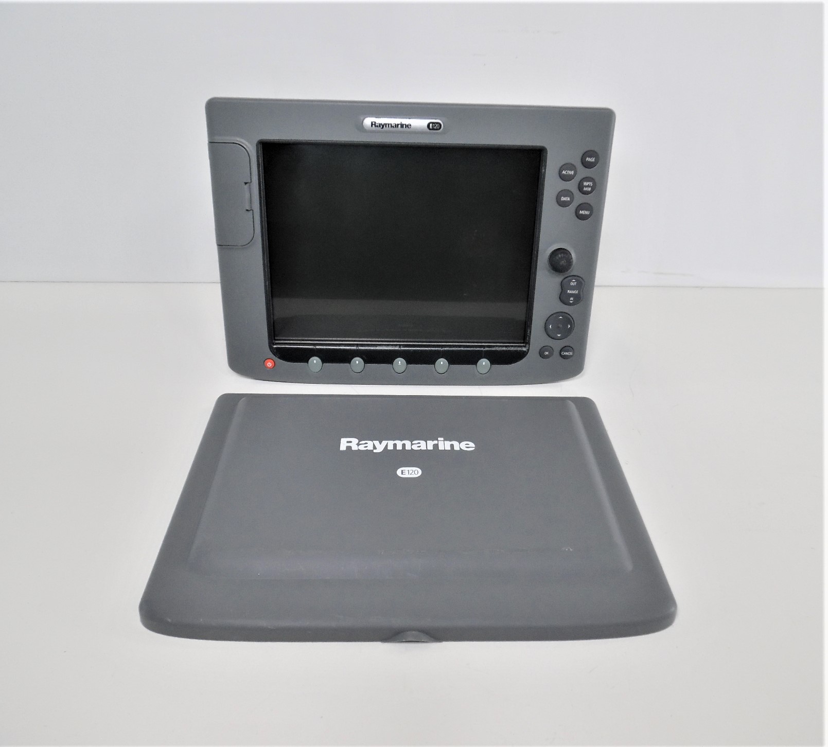 Raymarine E120 Classic Display + Bezel & Sun Cover -E02013- NEW LCD ...