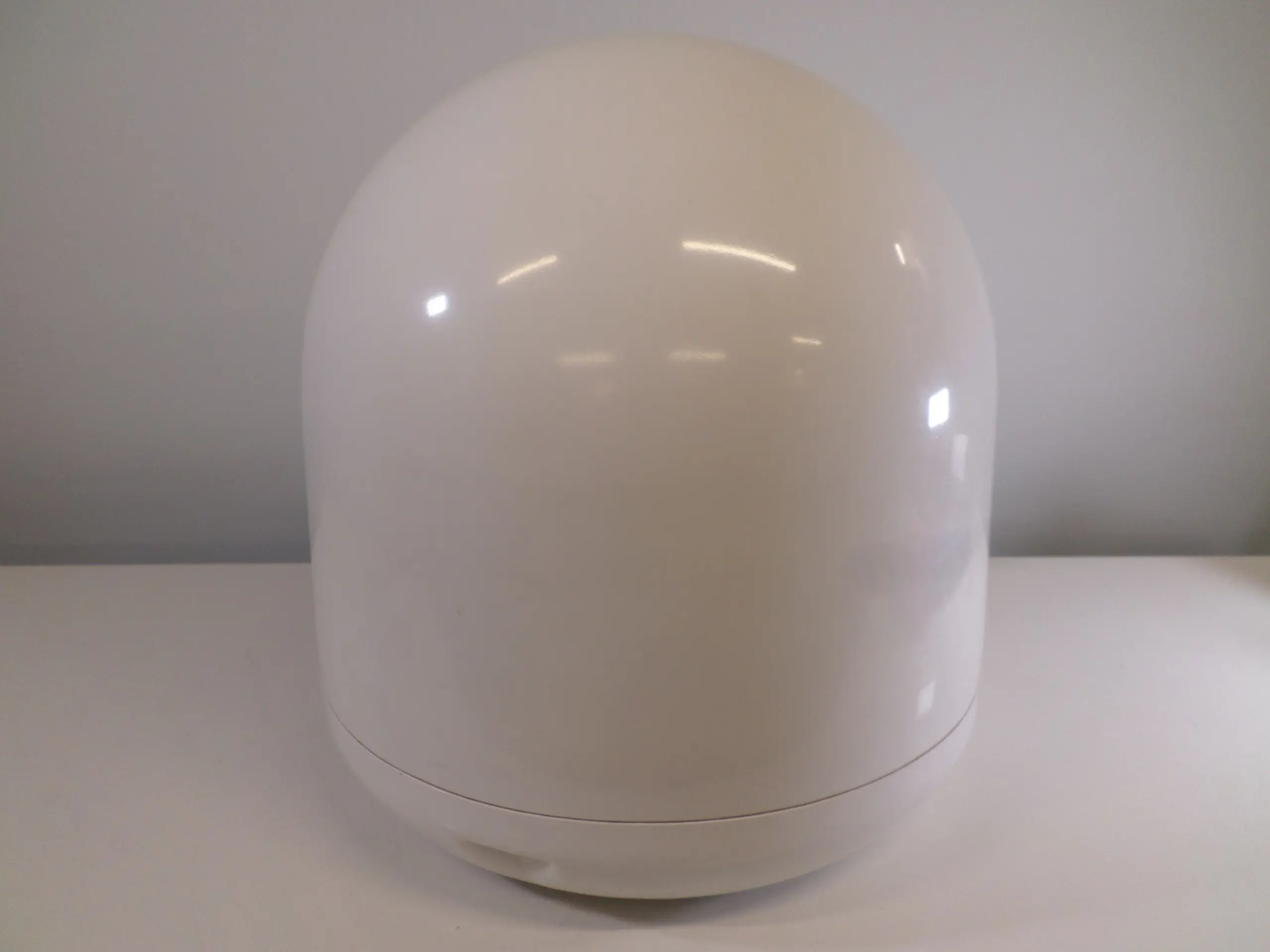 Intellian i4 B4-409S US Circular LNB Complete Satellite TV System ...