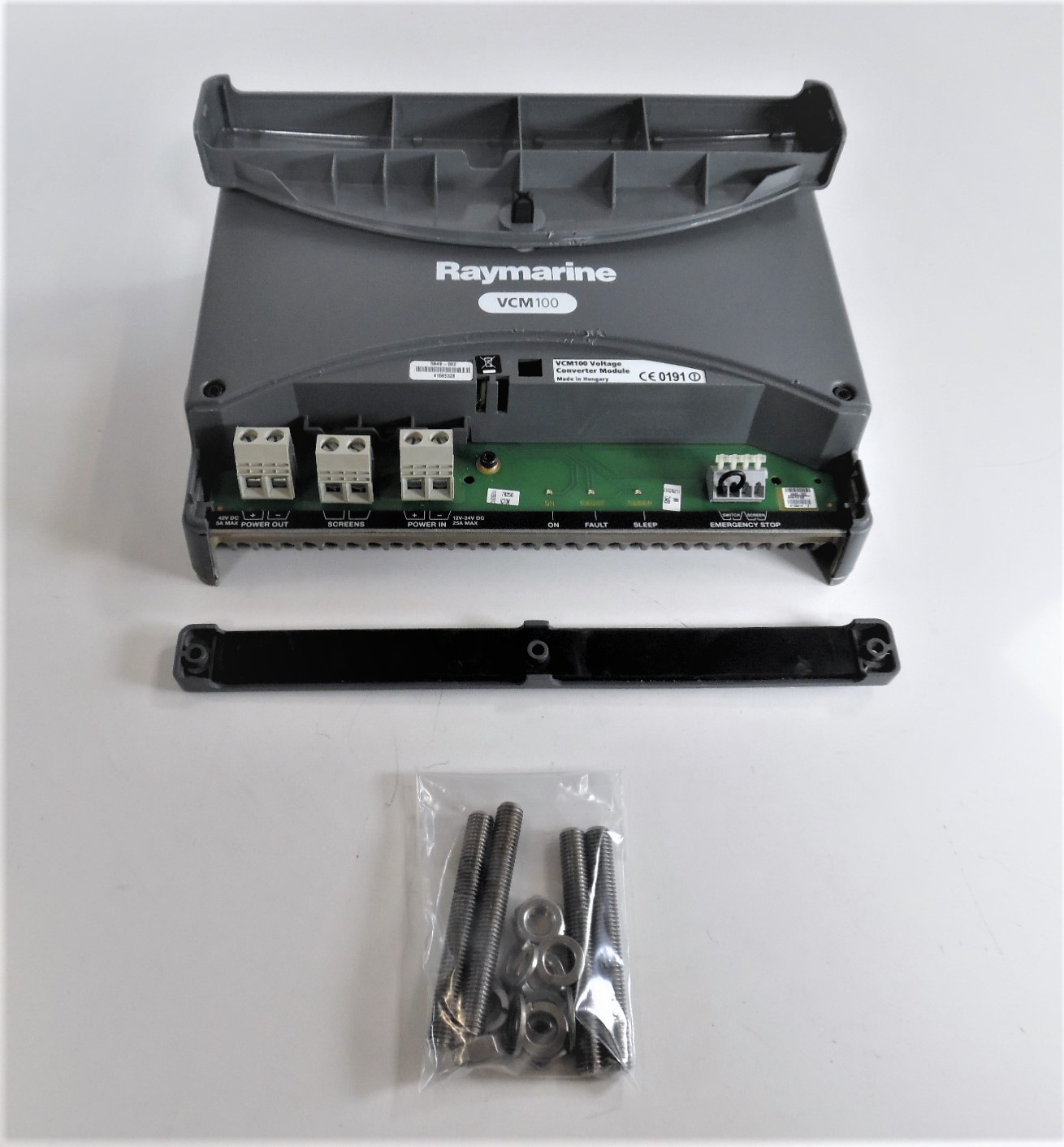Raymarine 4kW 48" HD Color Digital Open Array Radar System w/ NEW 15m ...