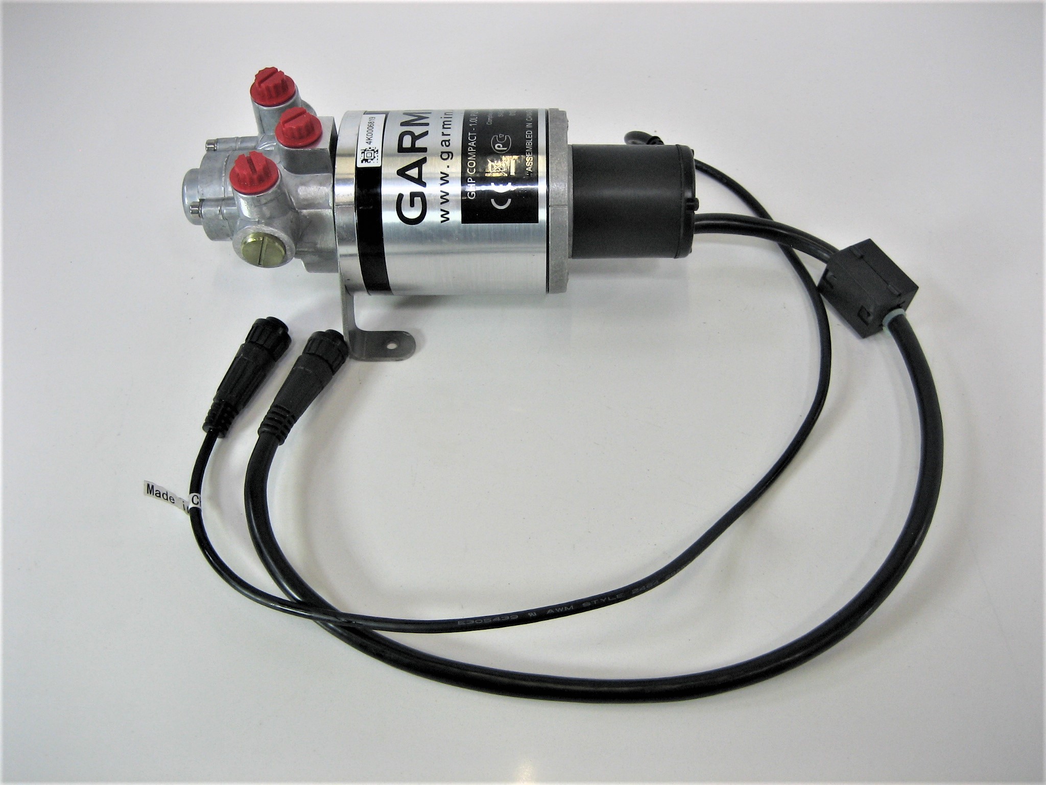 Garmin-GHP Compact 1.0L Hydraulic reversible Pump-New Open Box - Max ...