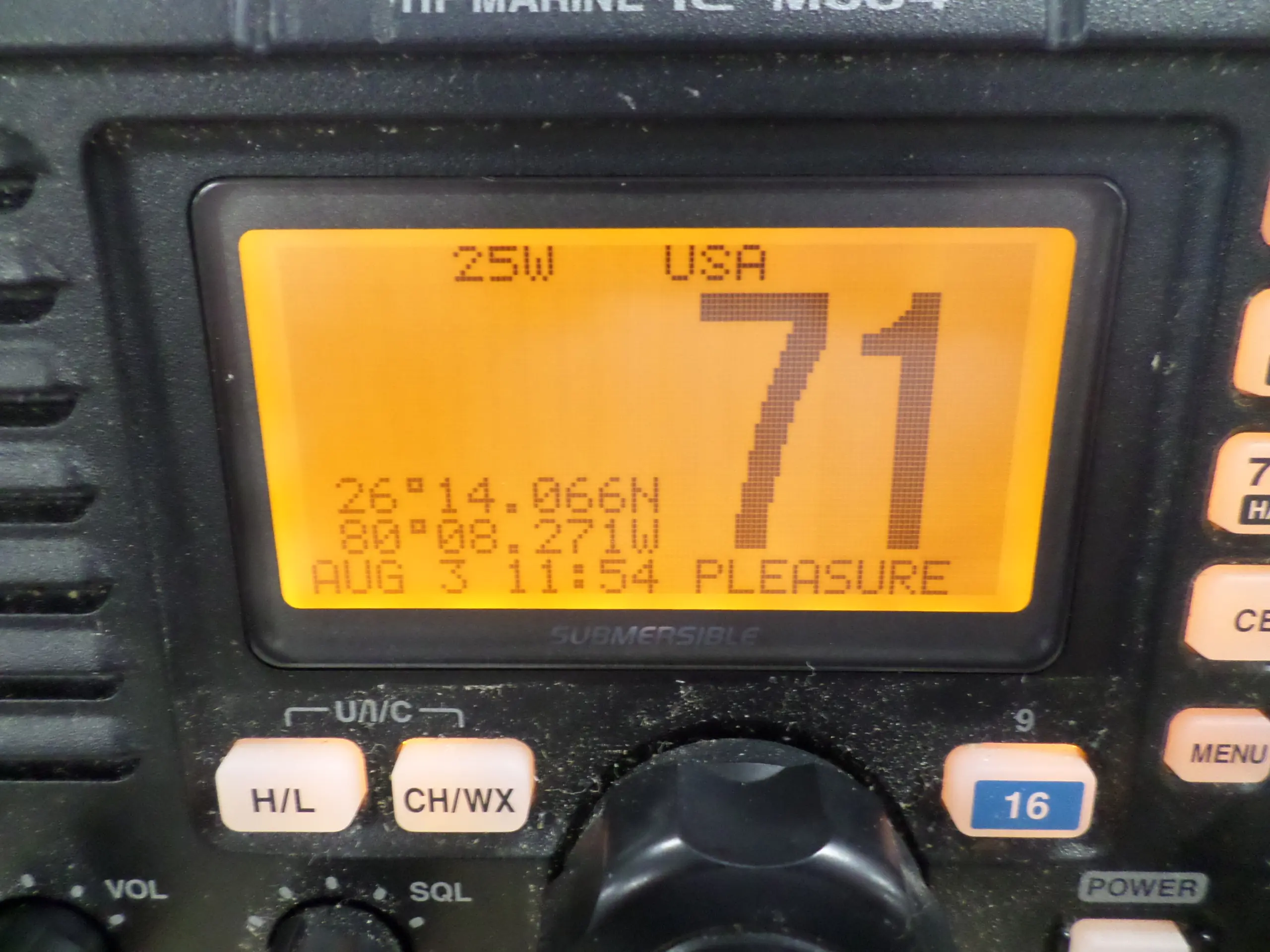 Icom IC-M604 Marine VHF w/ Fist Mic - Great Condition - Max Marine ...