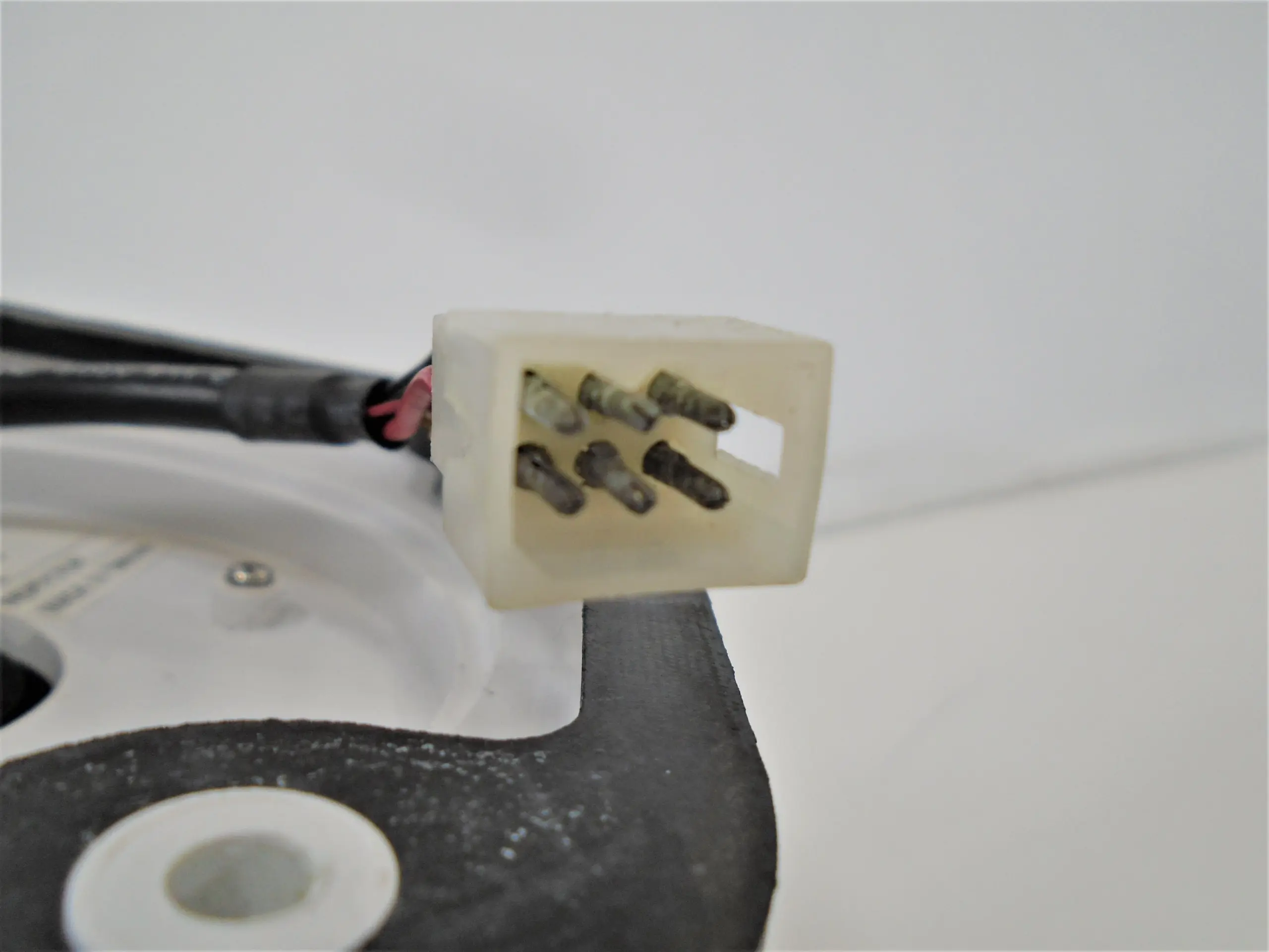 Golight GT (2020GT) Permanent Mount White Halogen W/ROCKGUARD Cover ...