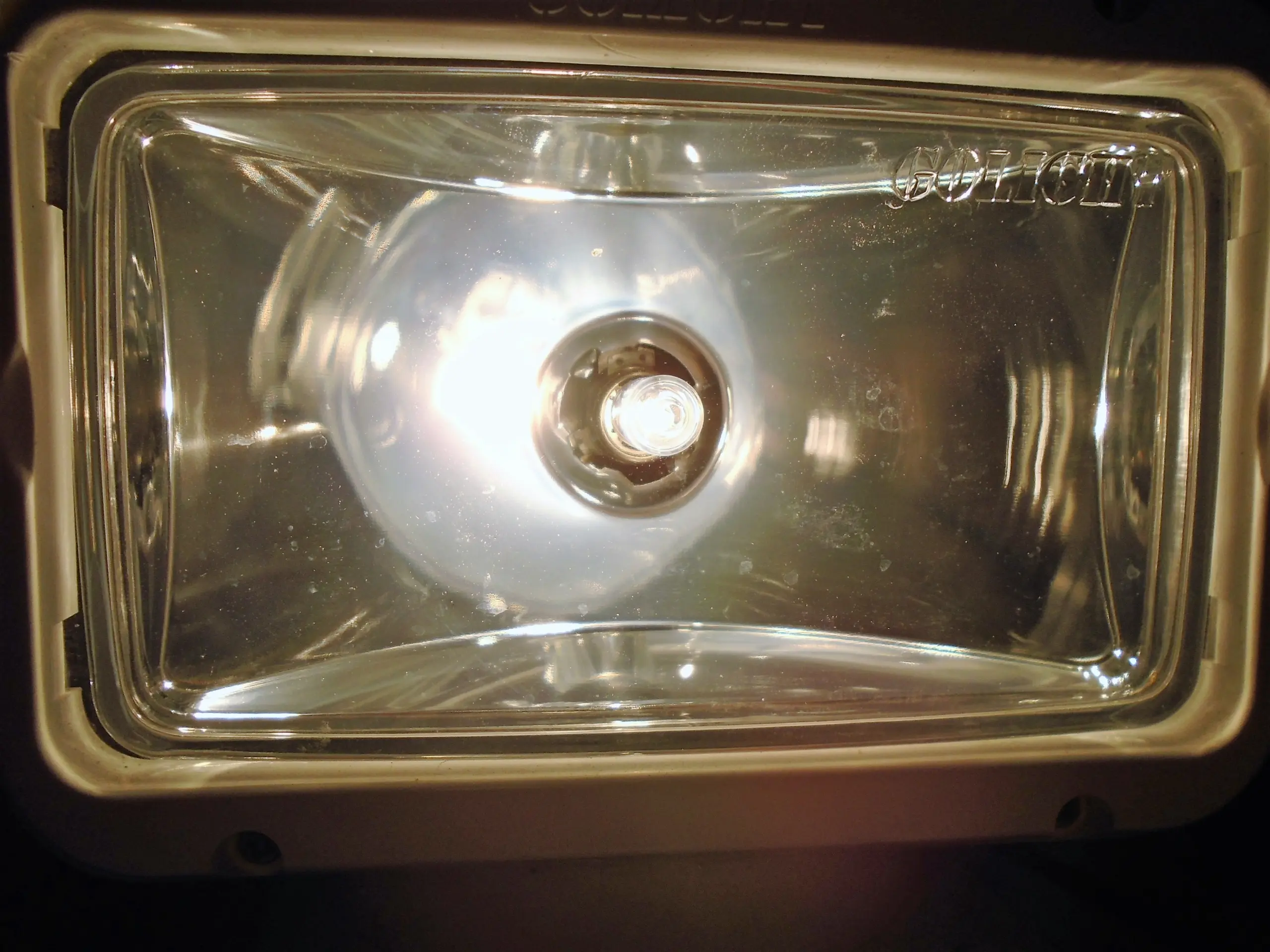 Golight GT (2020GT) Permanent Mount White Halogen W/ROCKGUARD Cover ...